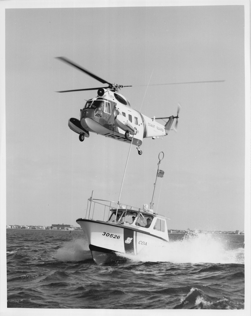 Boat, 30' utility boat medium (UTB) > United States Coast Guard > Boats ...