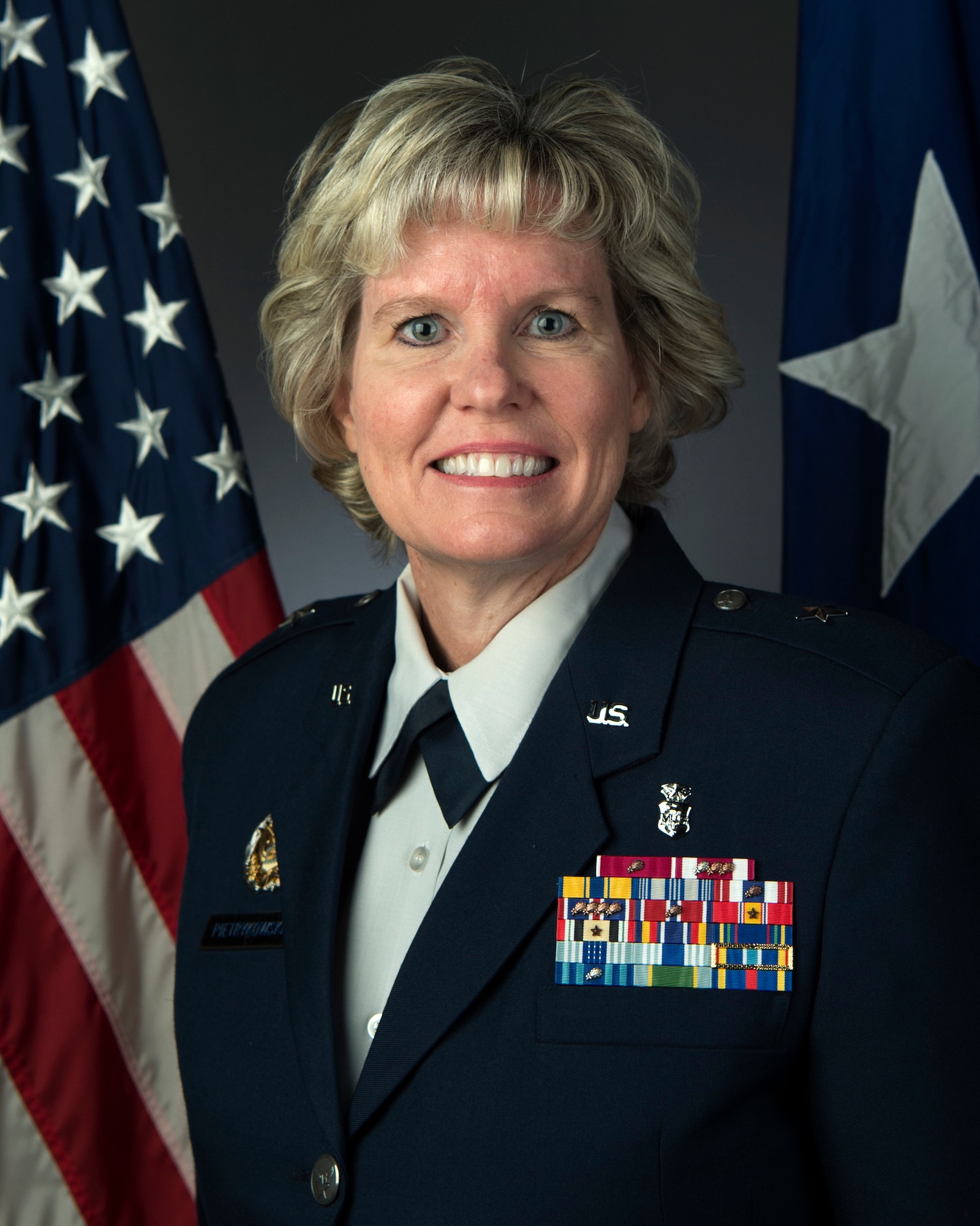 BRIGADIER GENERAL SUSAN J. PIETRYKOWSKI > Air Force > Biography Display
