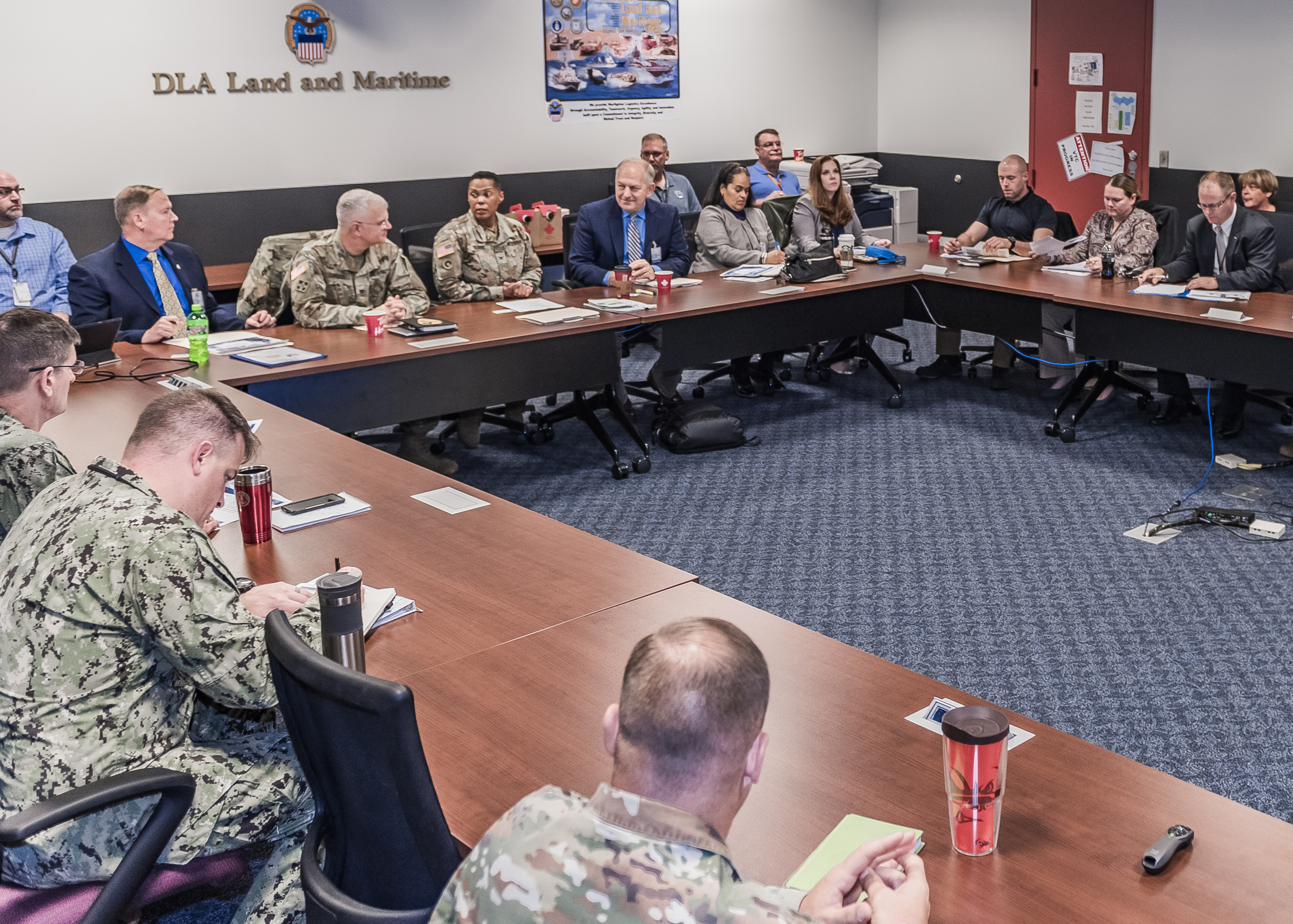Army commands talk warfighter logistics during DSCC site visit ...