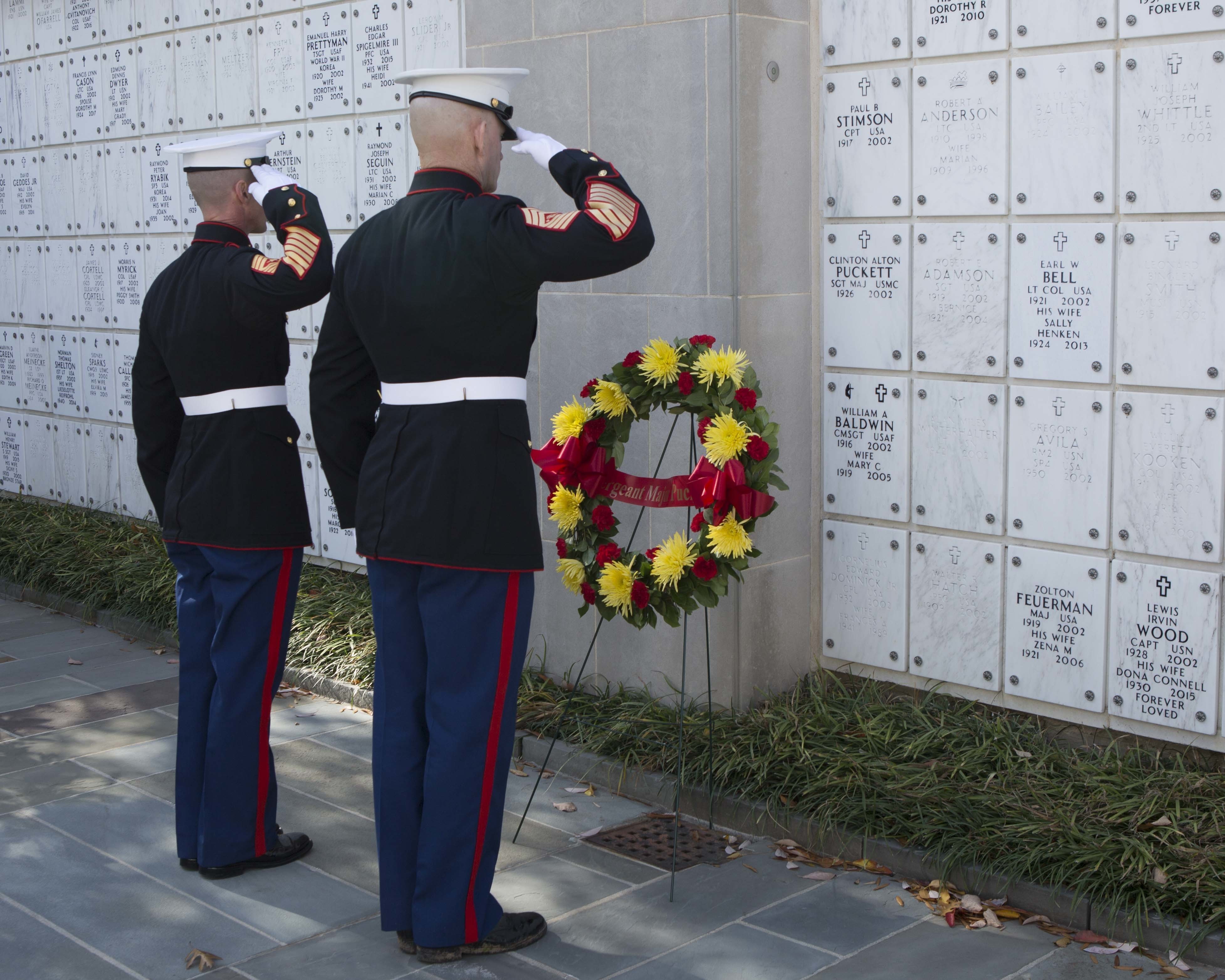 Wreath-laying ceremony honors Marine Corps veterans’ Honor, Courage ...