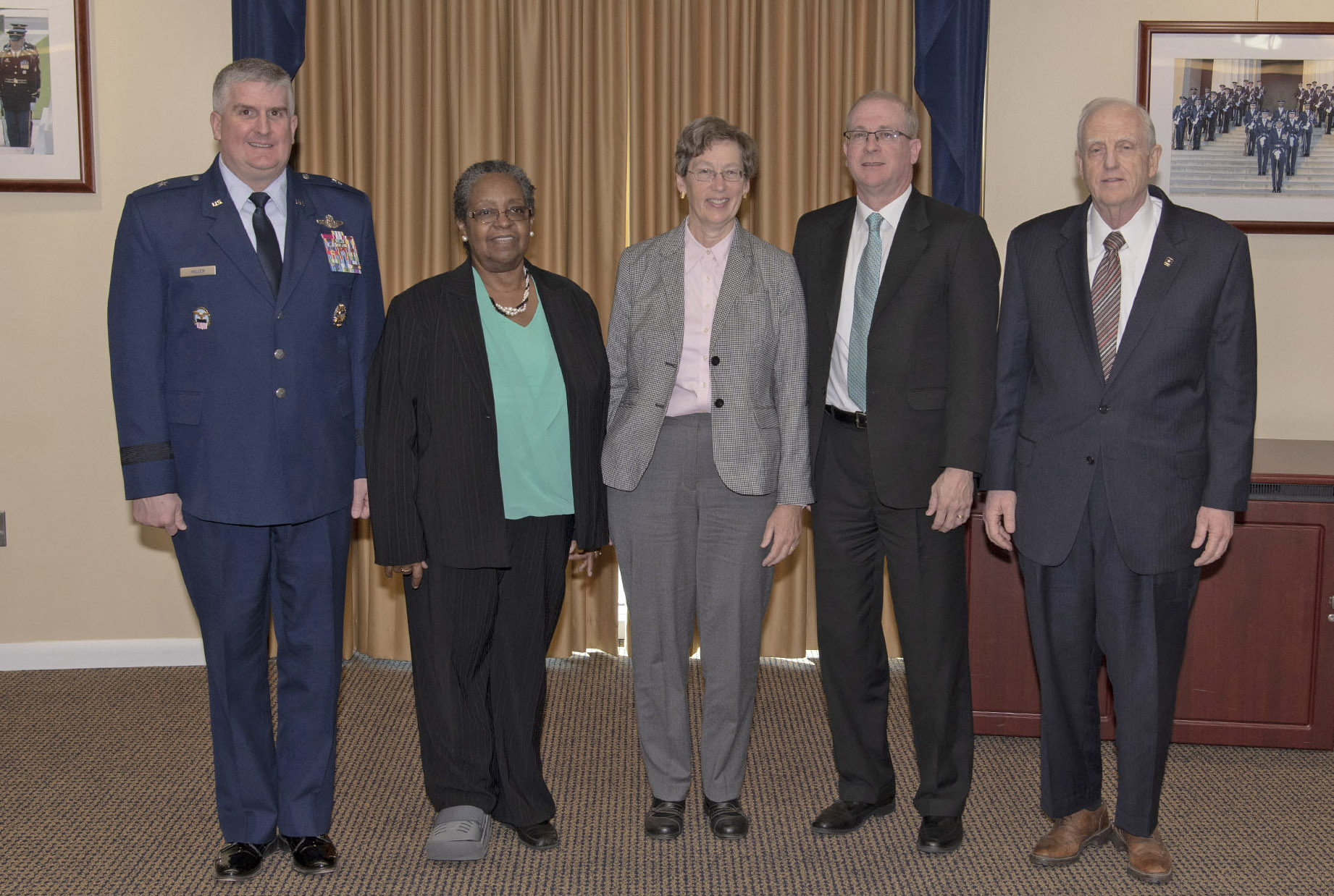 Four legends join DLA Energy Hall of Fame > Defense Logistics Agency ...