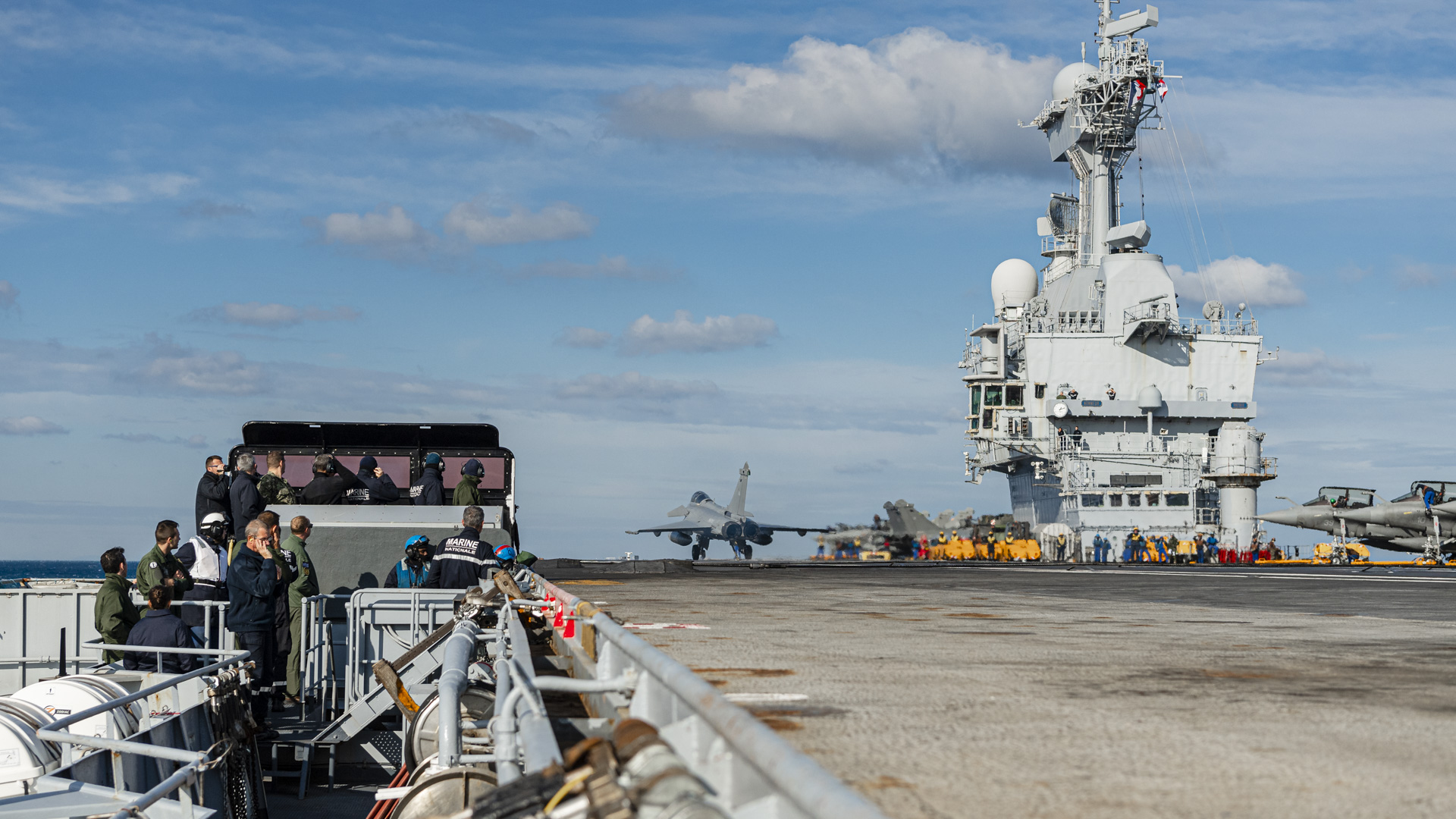 Deputy Commander, U.S. 6th Fleet, visits French Aircraft Carrier FS ...