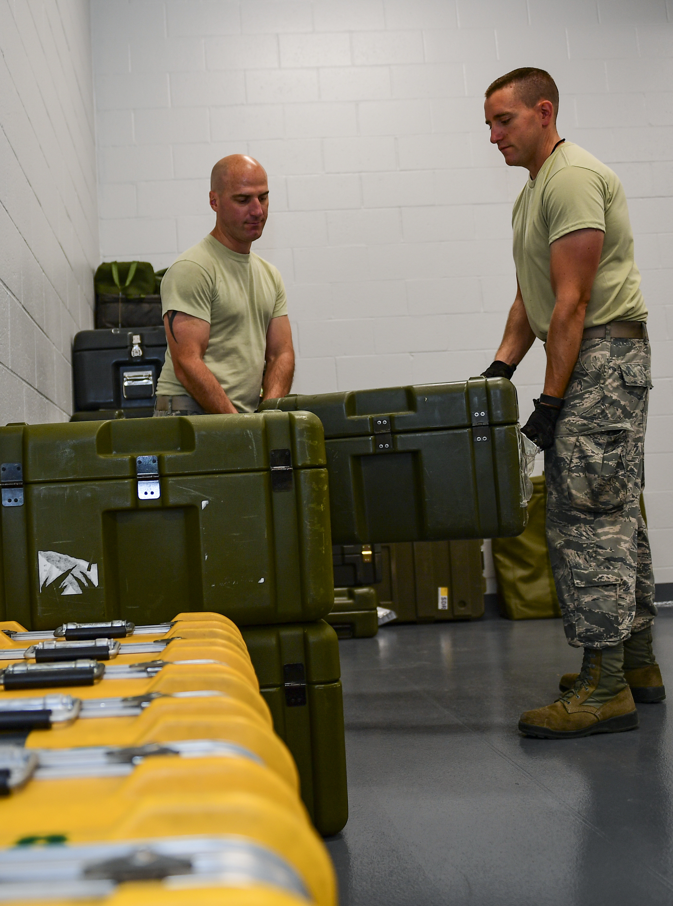 Storage movement > Pittsburgh Air Reserve Station > Article Display