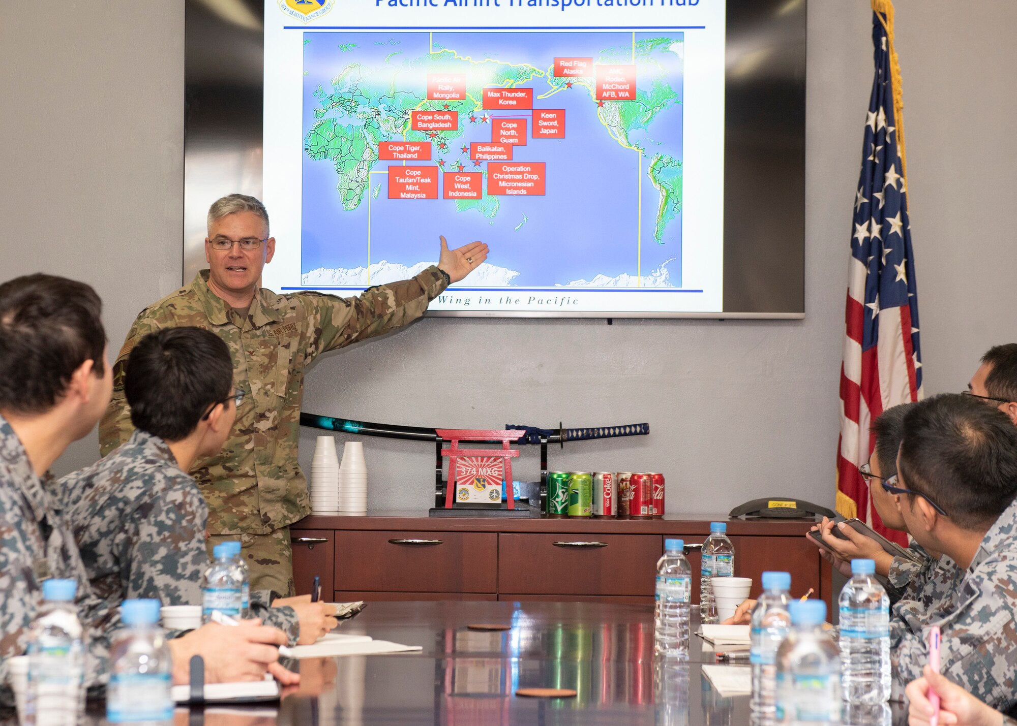 Future JASDF maintenance officers tour Yokota AB > Air Force Test ...