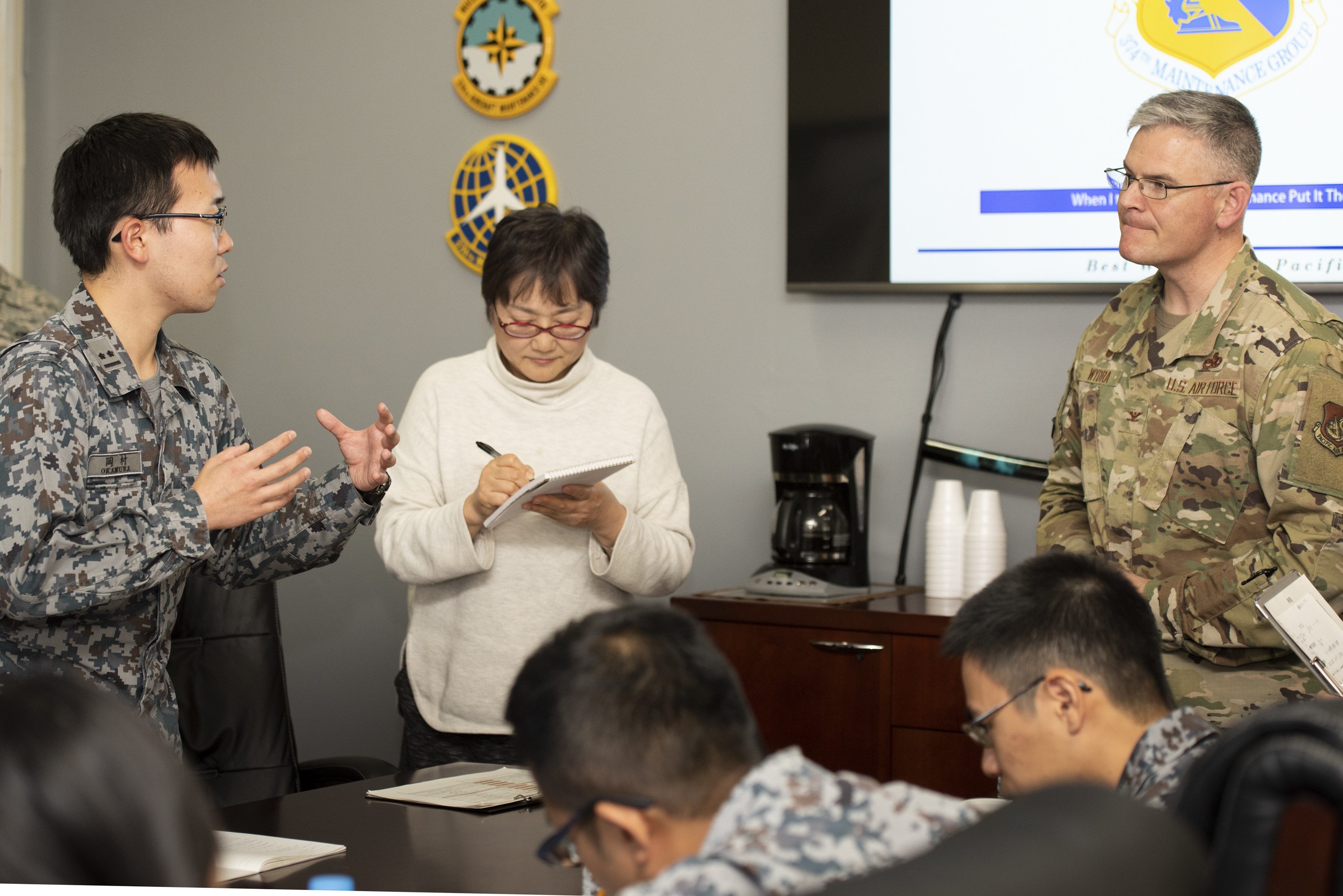 Future JASDF maintenance officers tour Yokota AB > Air Force Test ...