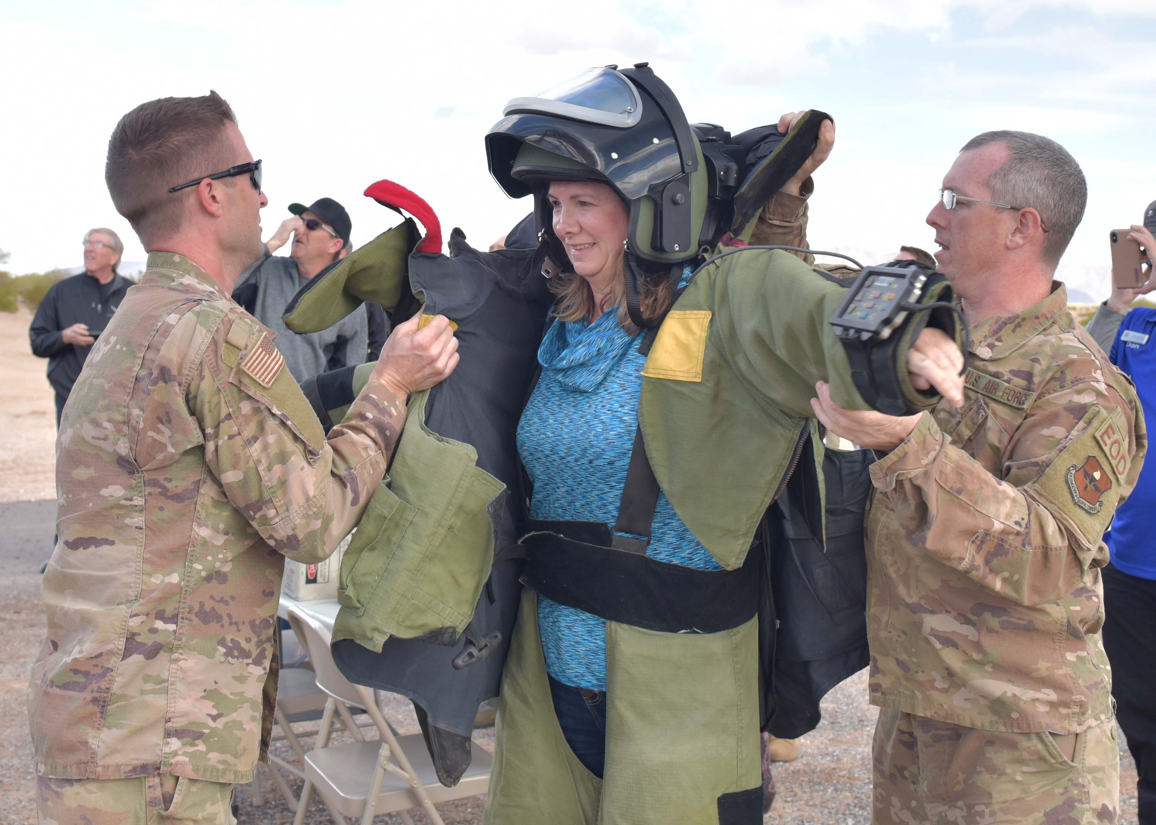 Civic leaders tour Barry M. Goldwater Range > Luke Air Force Base ...