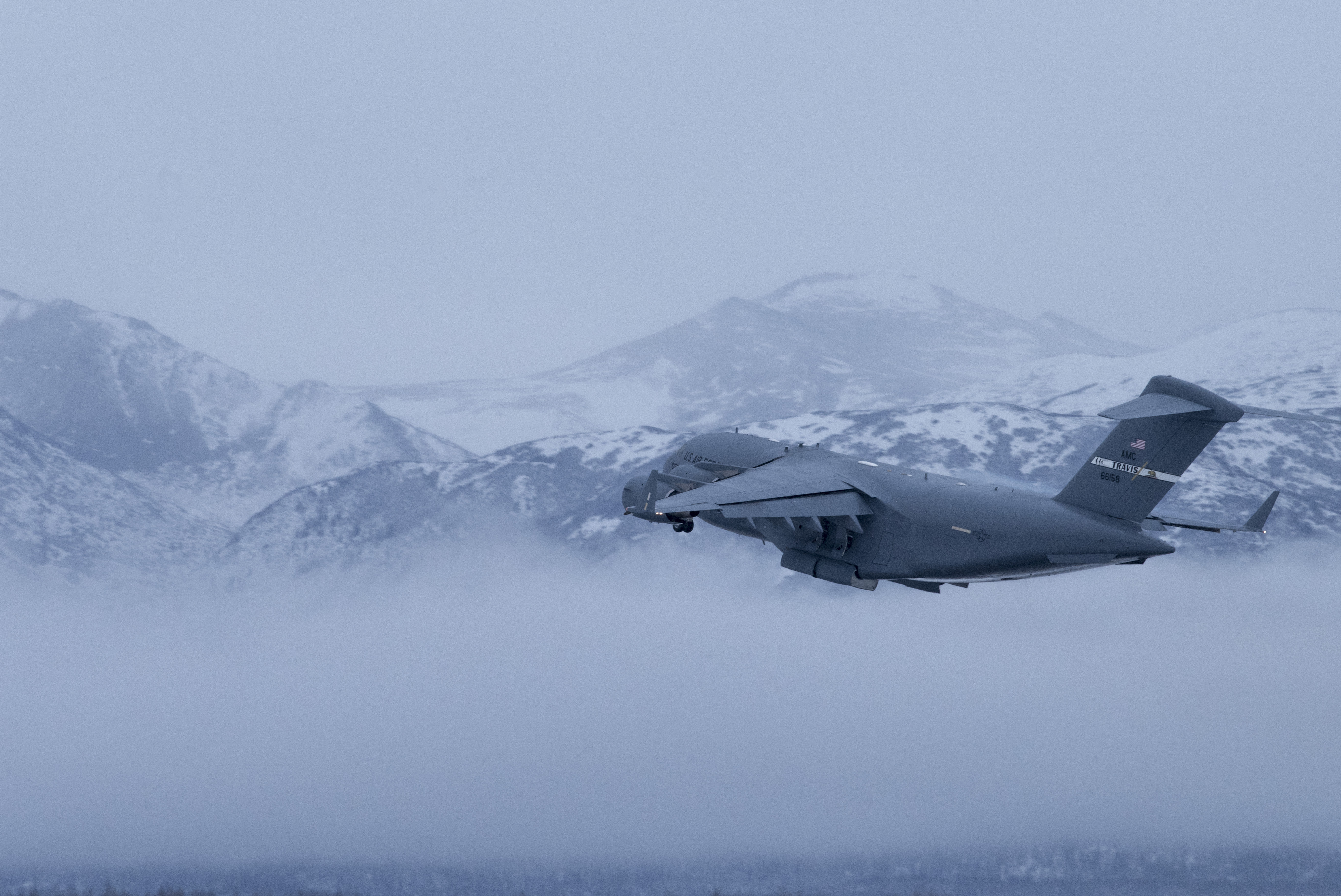 Travis AFB Airmen train for arctic weather > Air Mobility Command ...