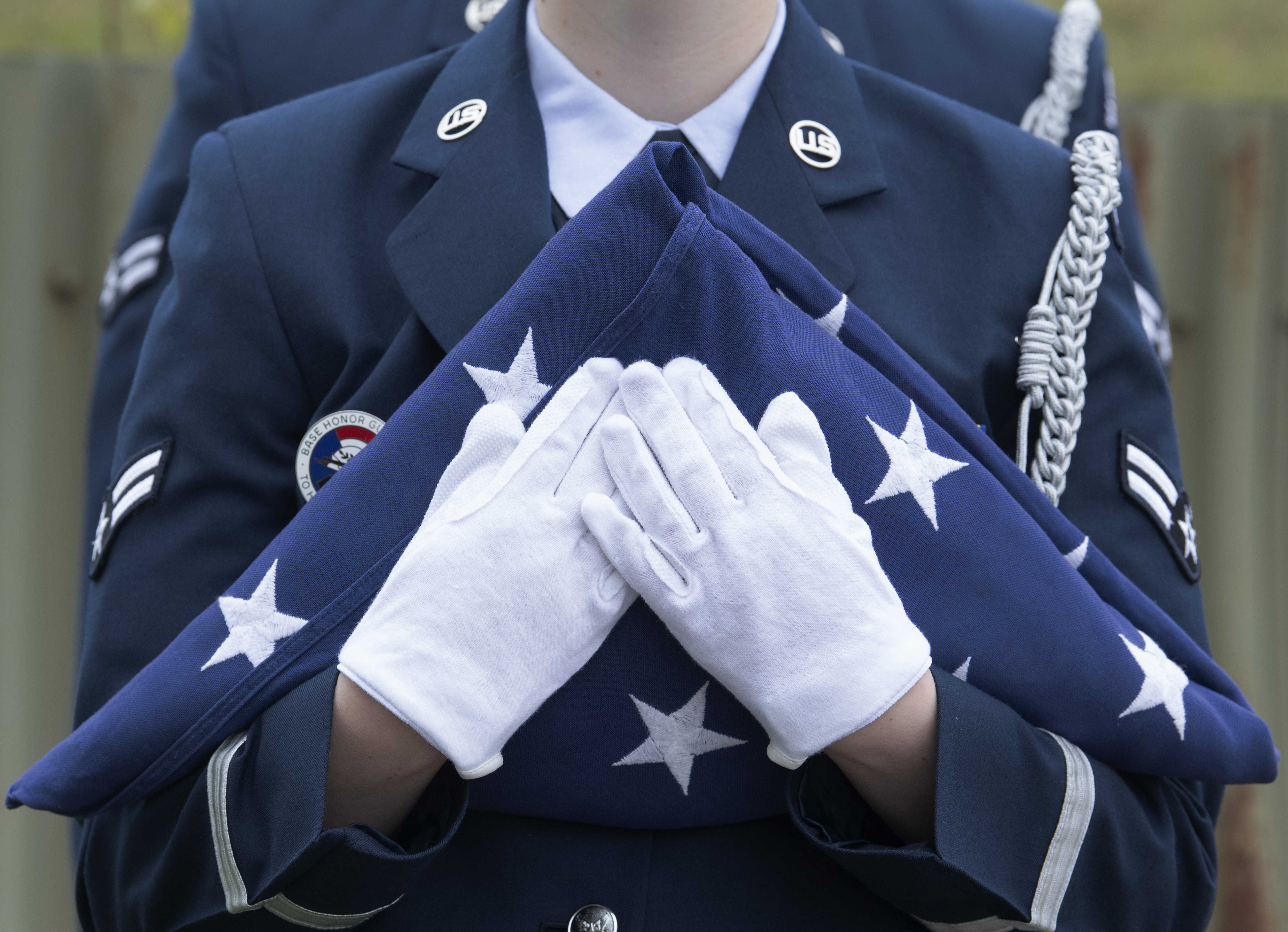 Memorial ceremony honors fallen Saber > Royal Air Force Mildenhall ...