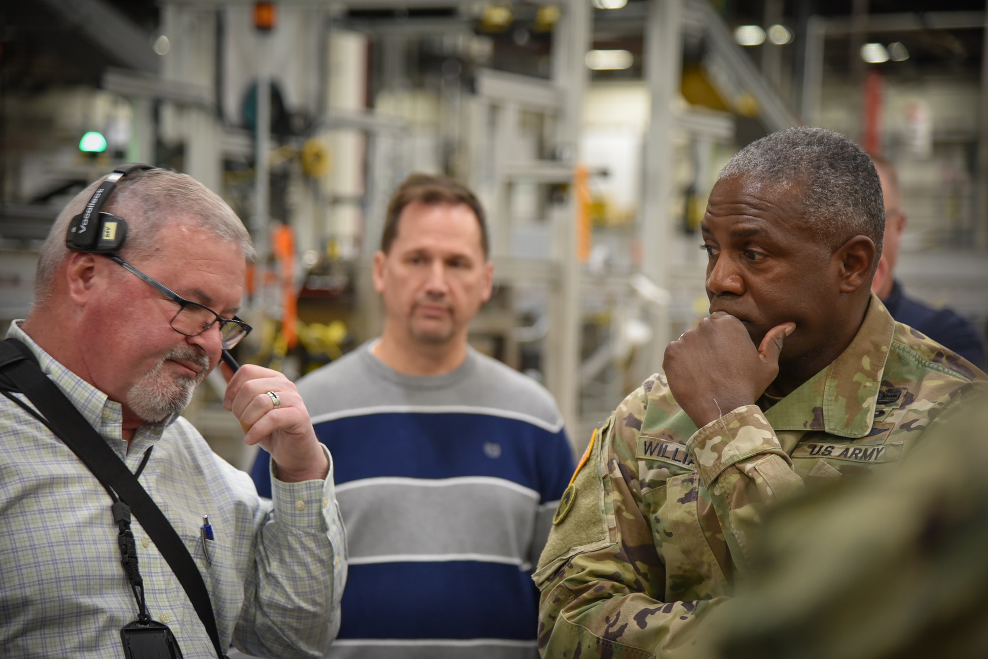 DLA Director reviews DLA Distribution dynamic operating plan with eye ...