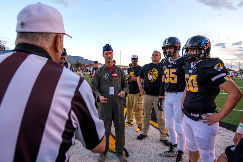 Holloman leadership enlists new AF members > Holloman Air Force Base ...