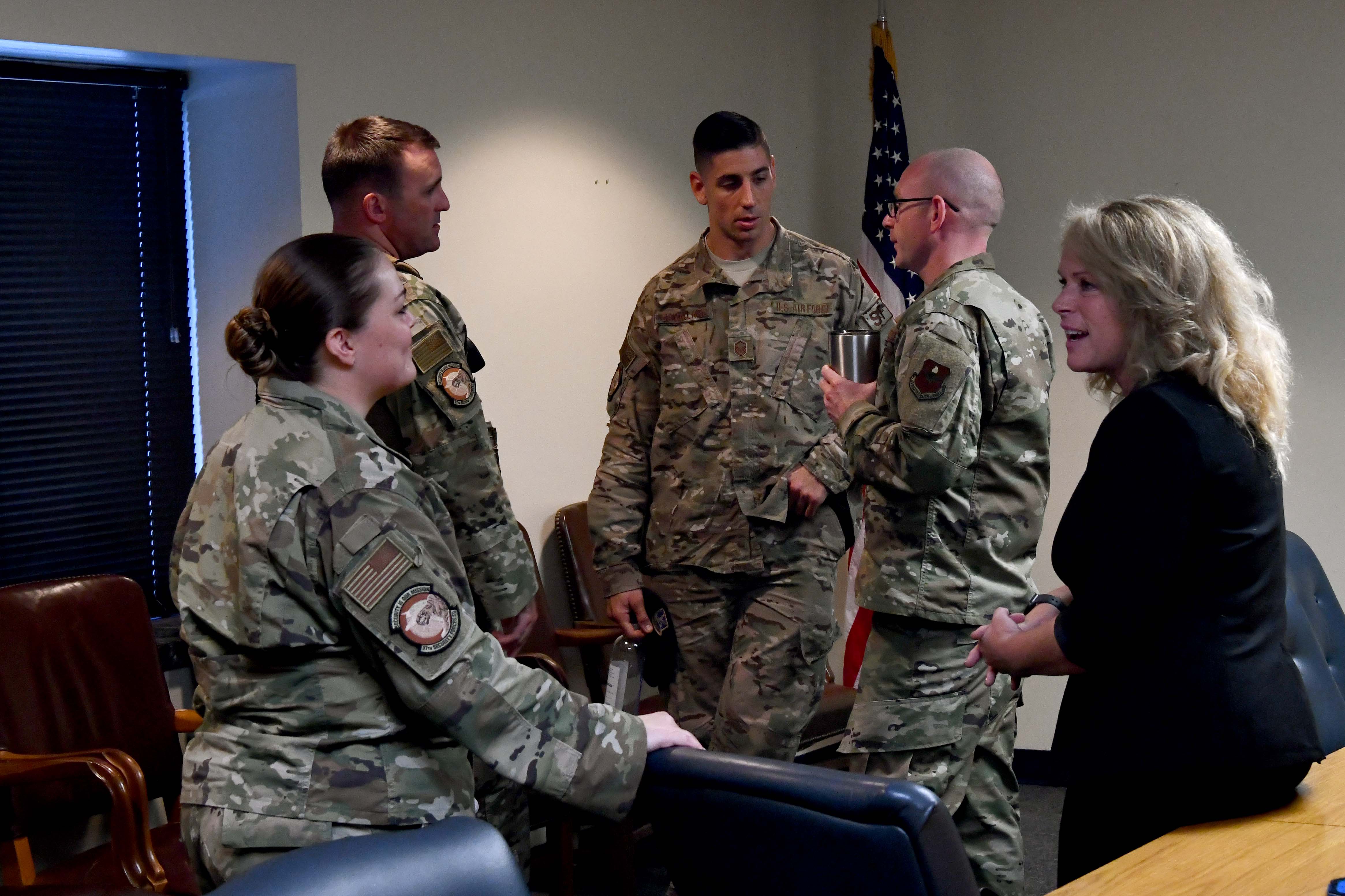 Retired Master Investigator Educates 97 SFS, Helping Agencies, on ...