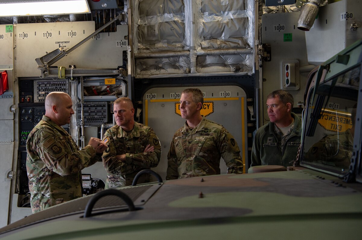JBLM Airmen, Soldiers highlight interoperability in mobility movement ...