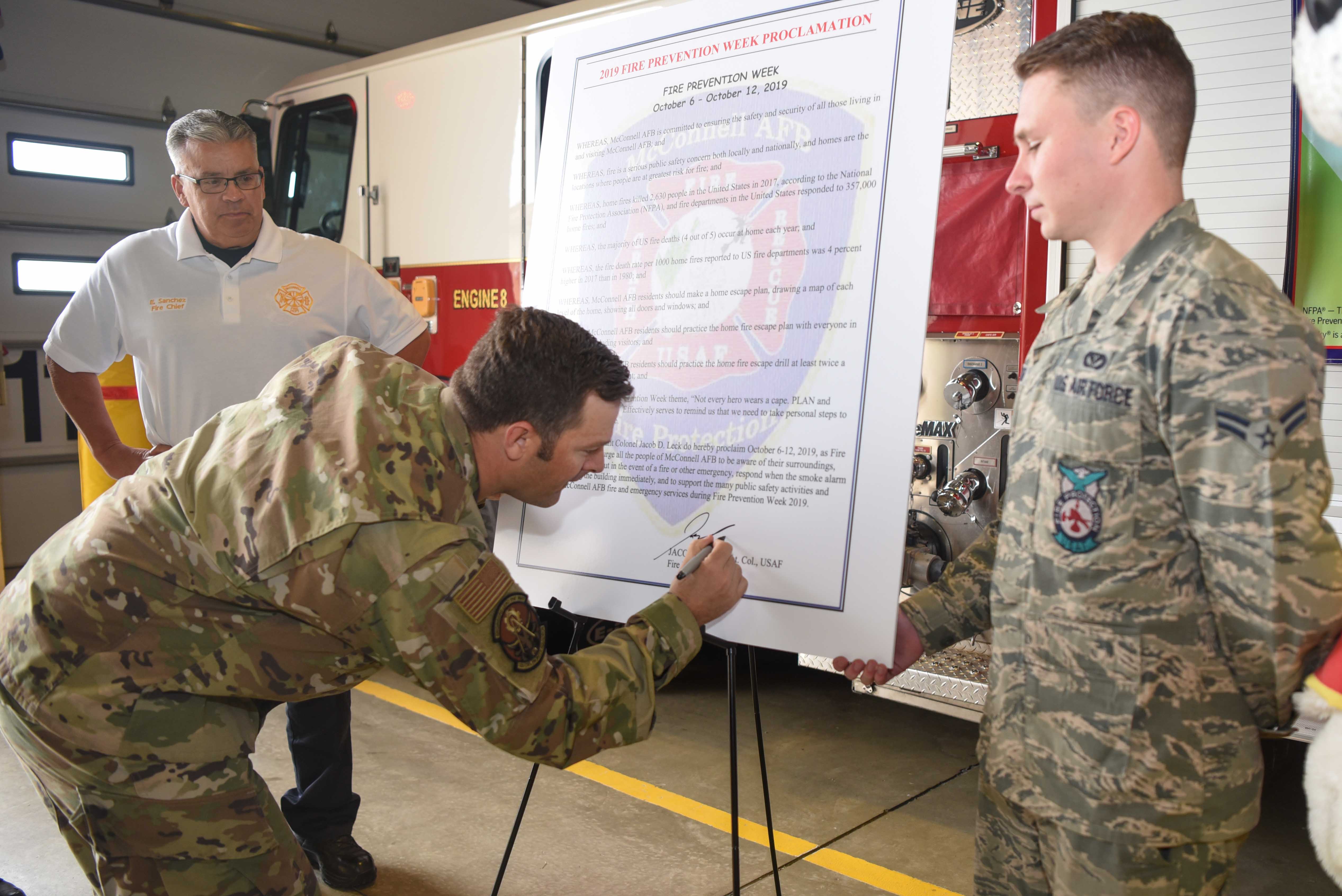 Proclamation Signing > McConnell Air Force Base > Article Display