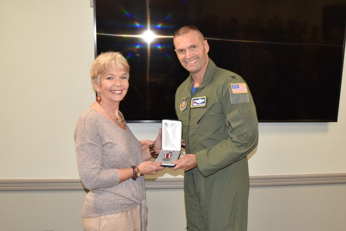 931 ARW members recognized by the Wing Commander > 931st Air Refueling ...