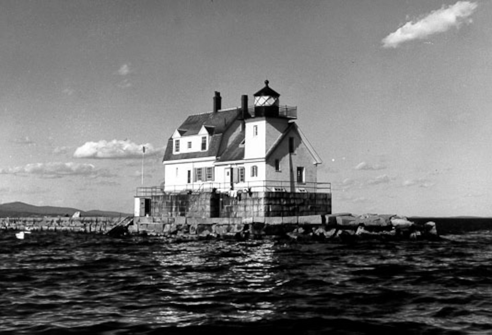 Rockland Breakwater Lighthouse > United States Coast Guard > All