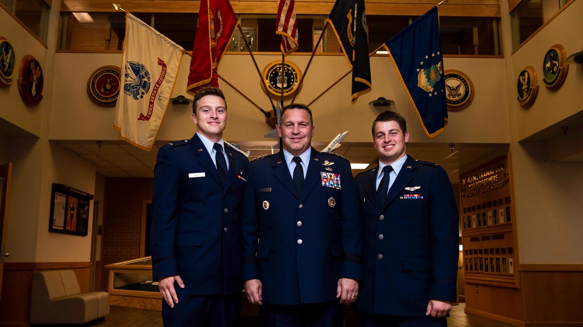 Pilots -- part of a bigger family > Vance Air Force Base > Article Display