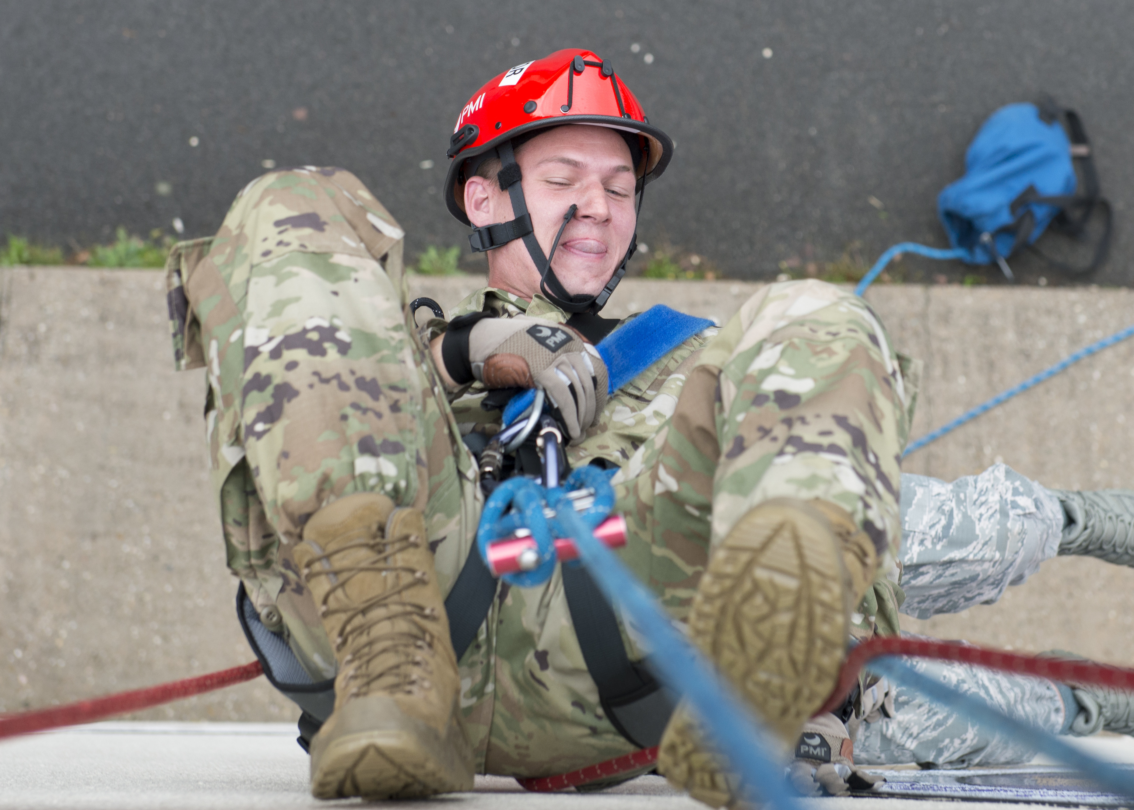 Firefighters qualify on rescue techniques during rescue technician ...