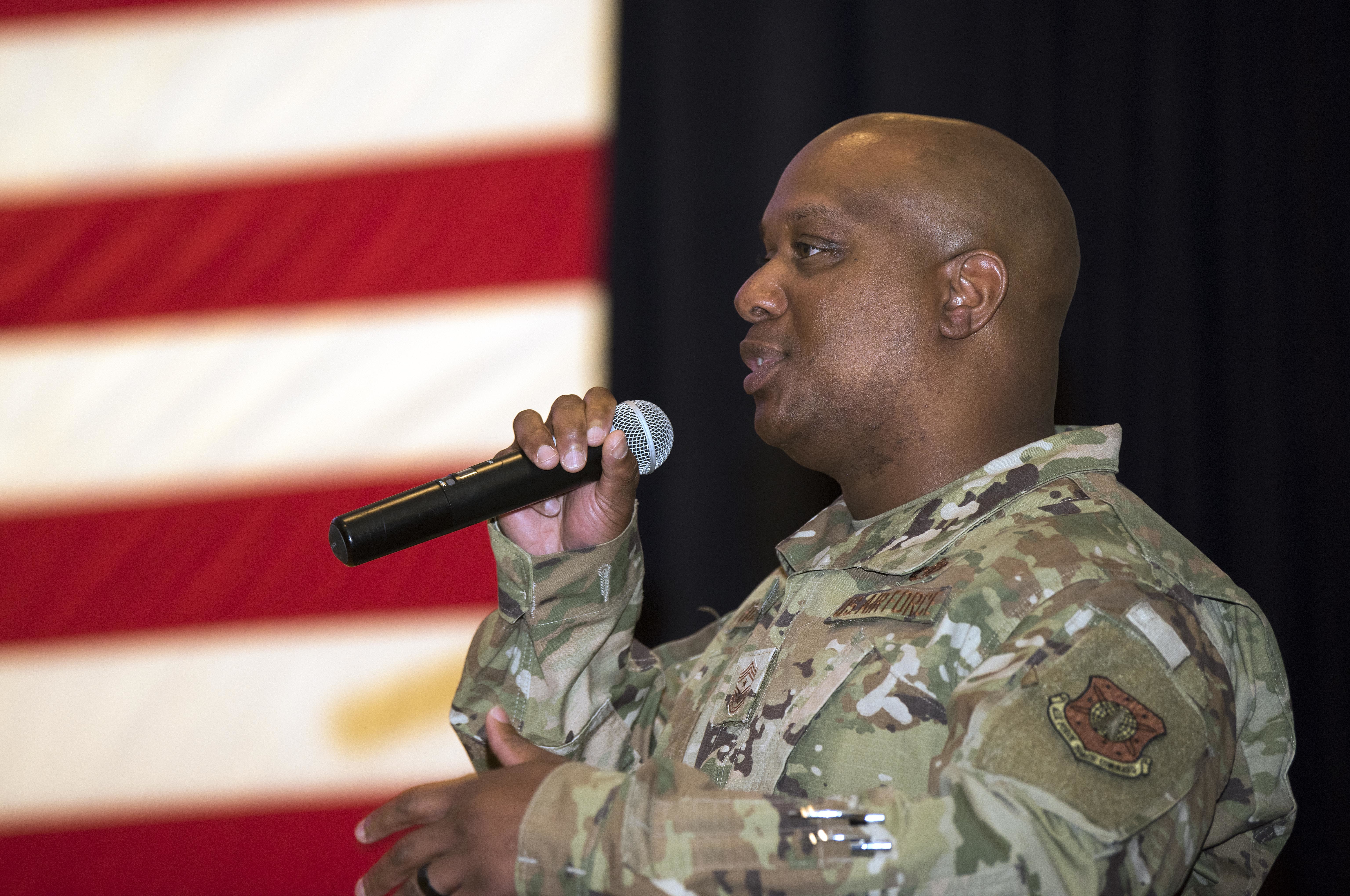 Col. Mastalir and Chief Hogan host first VAFB all-call > Vandenberg ...