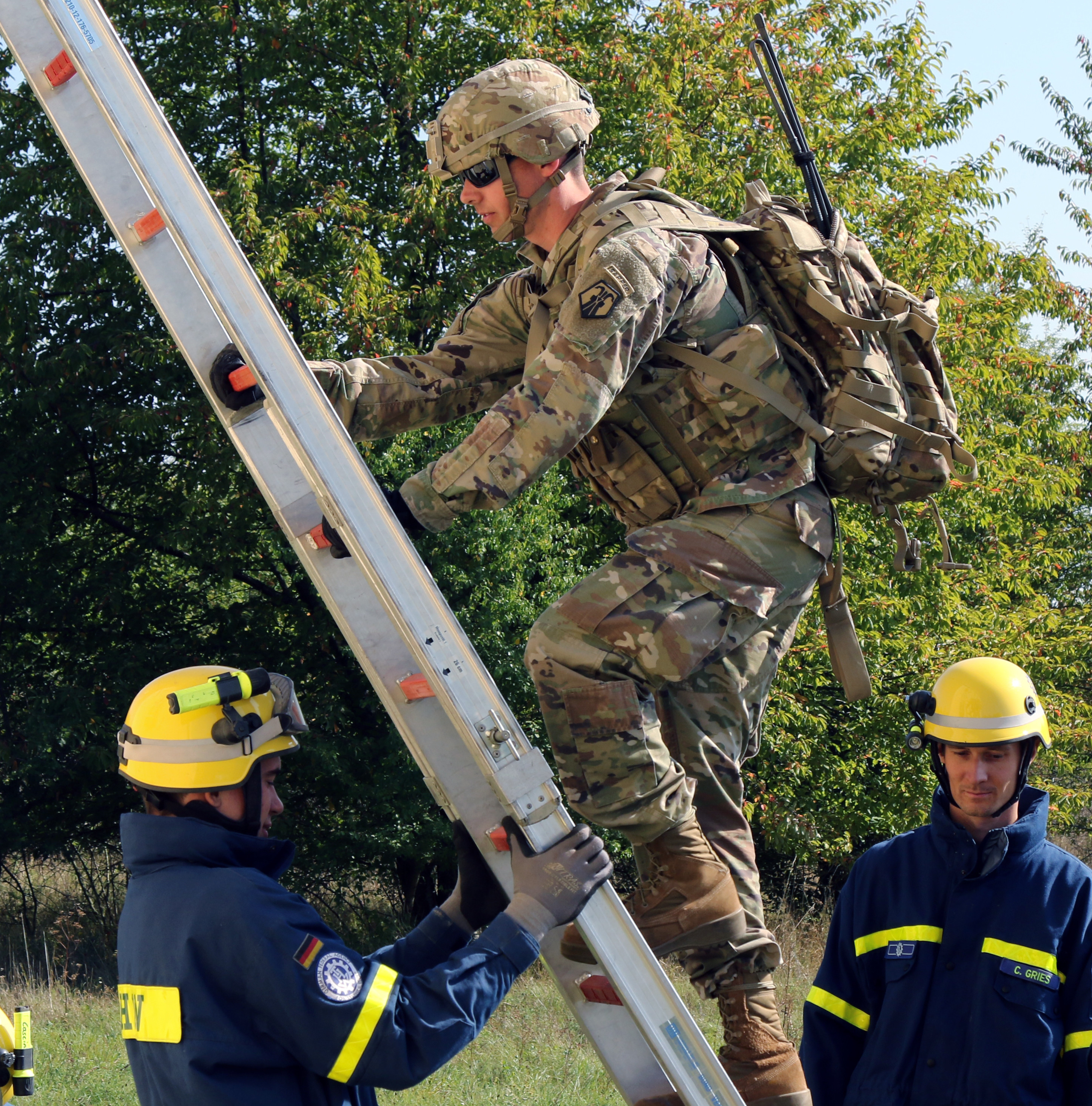 Disaster relief exercise tests German, American first responders > U.S ...