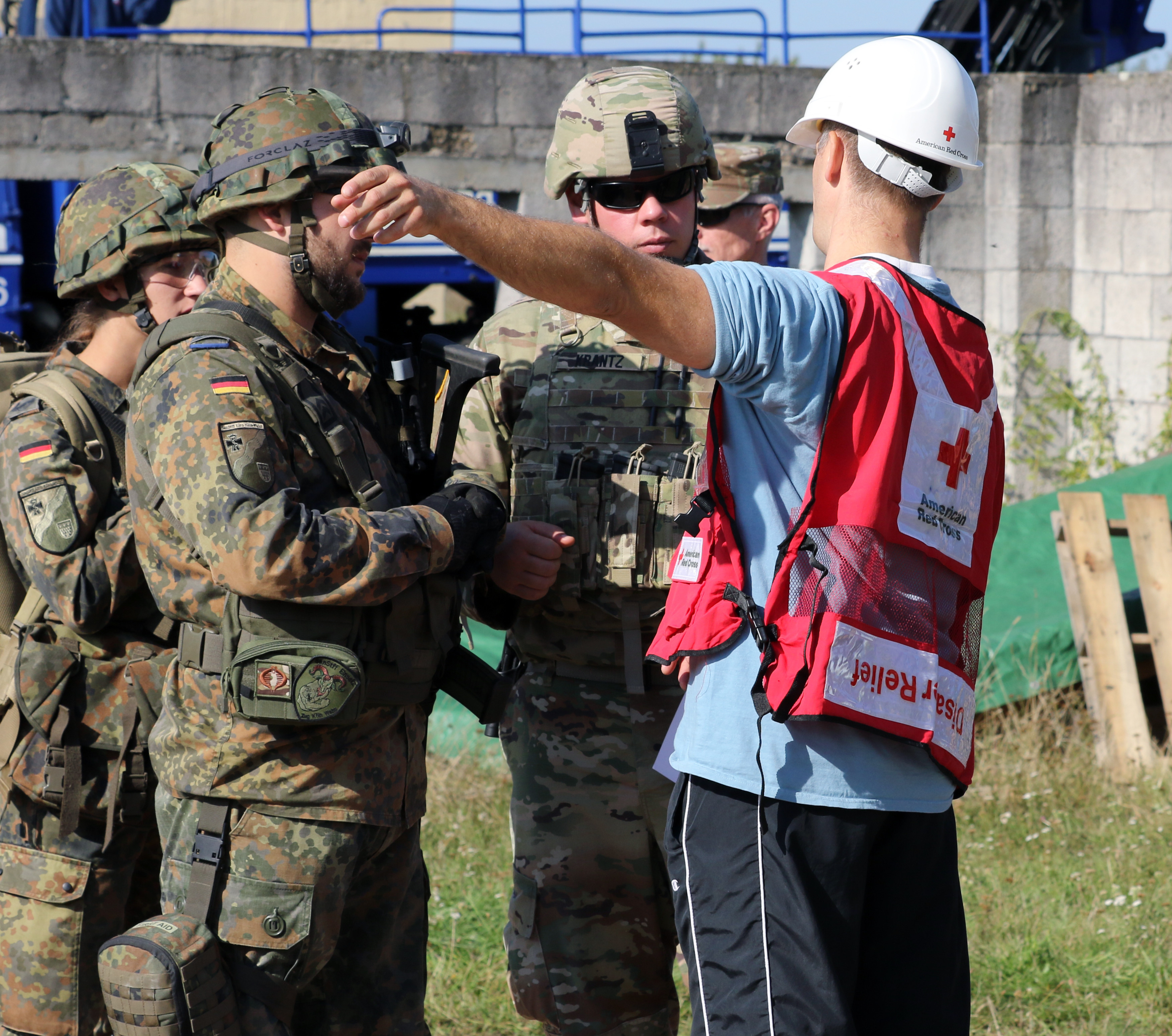 Disaster relief exercise tests German, American first responders > U.S ...