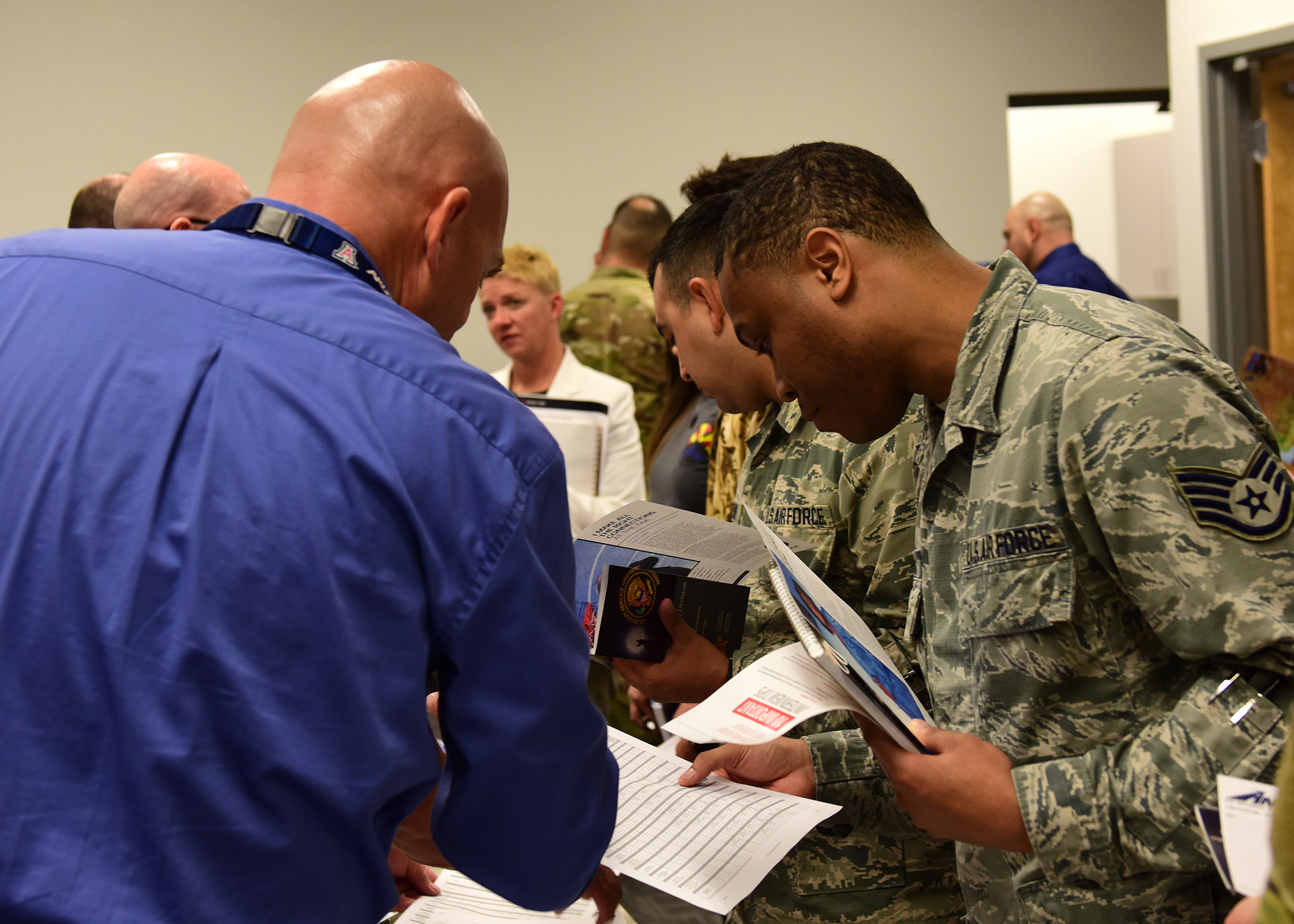 Transition assistance better prepares Airmen, families > Davis-Monthan ...
