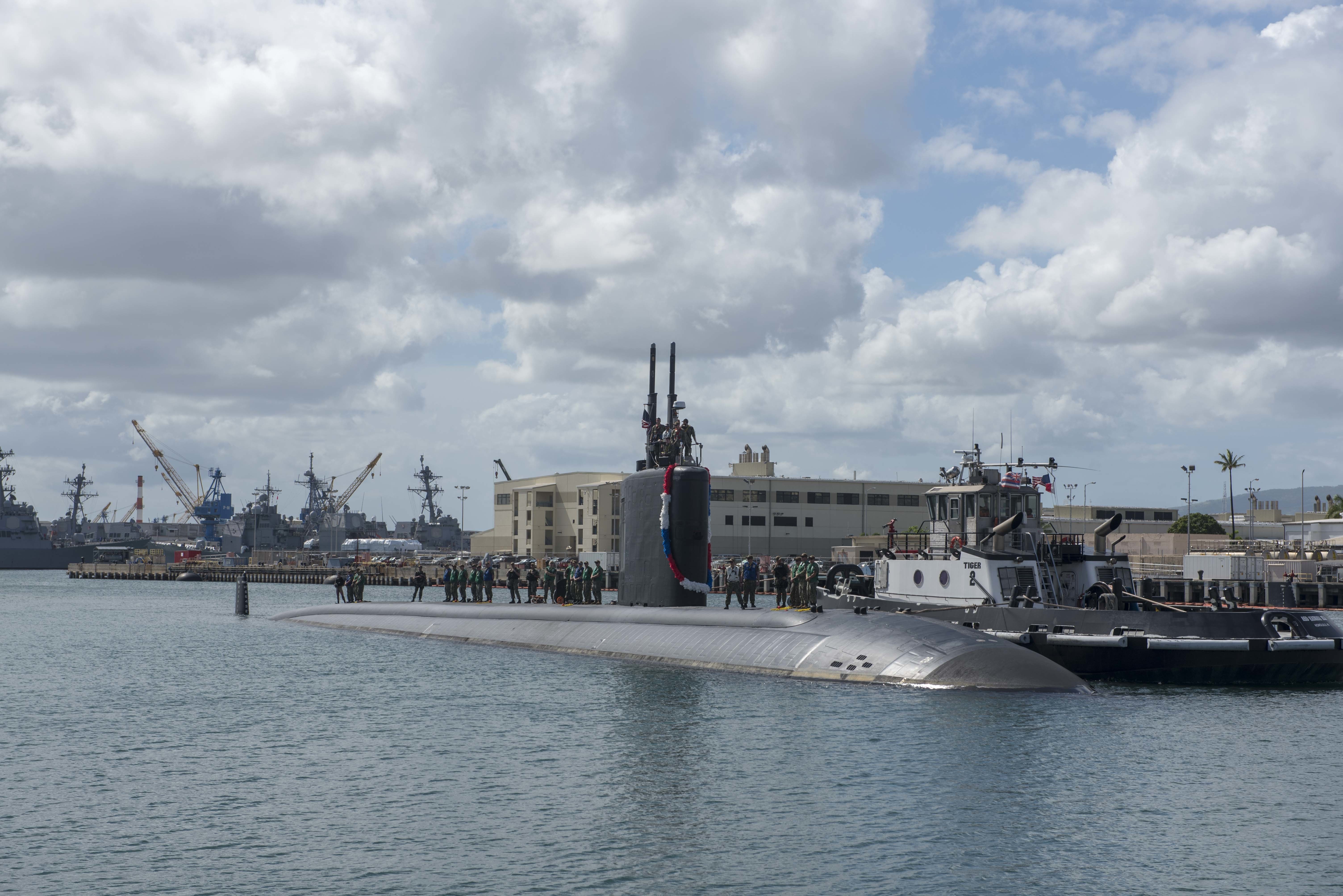 USS Springfield Conducts Change of Command and Change of Homeport ...