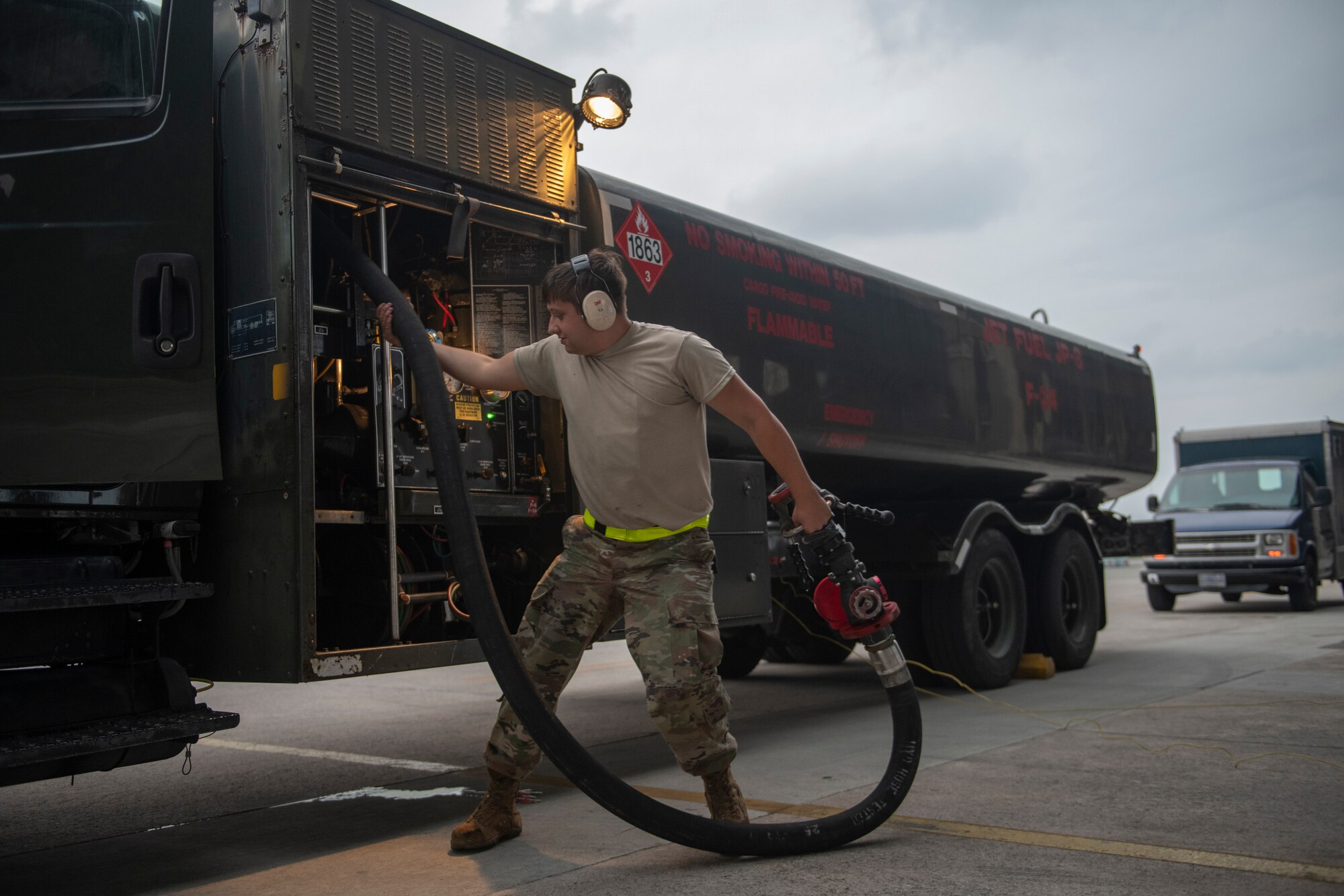 18th LRS POL Airmen fuel the flightline > Kadena Air Base > News