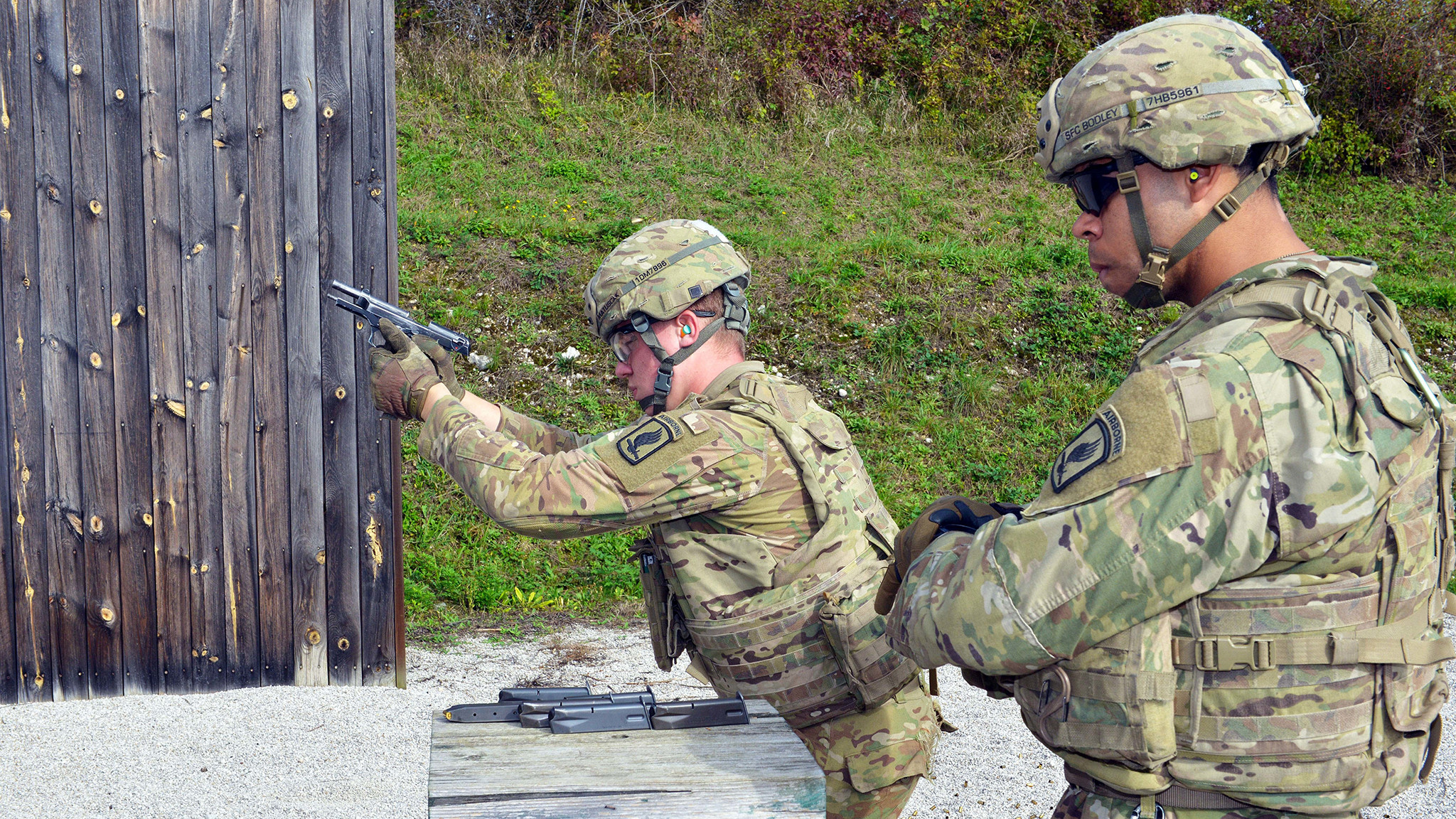 173rd Airborne Brigade weapons qualification in Pordenone, Italy
