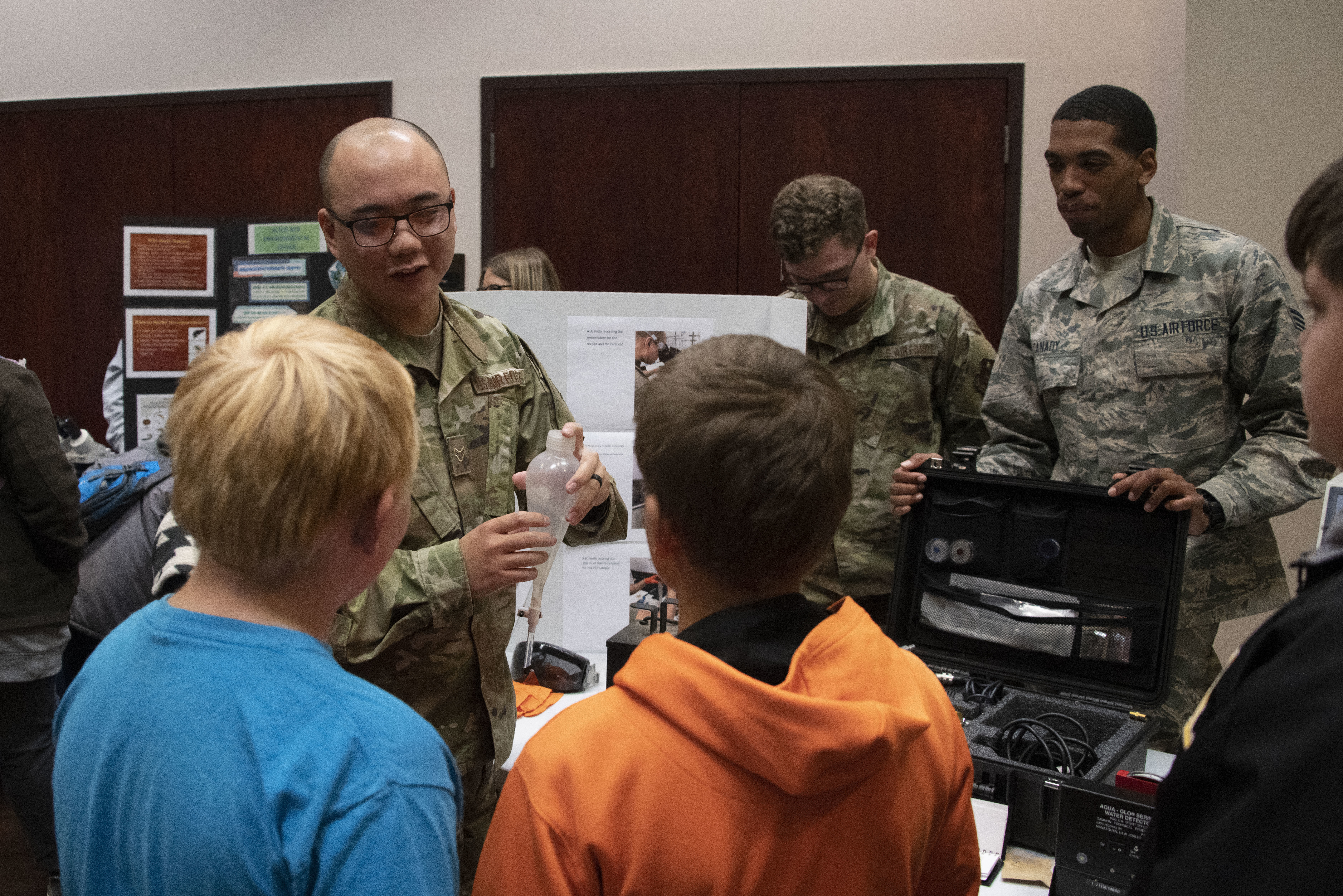 STARBASE students learn about STEM at 97AMW
