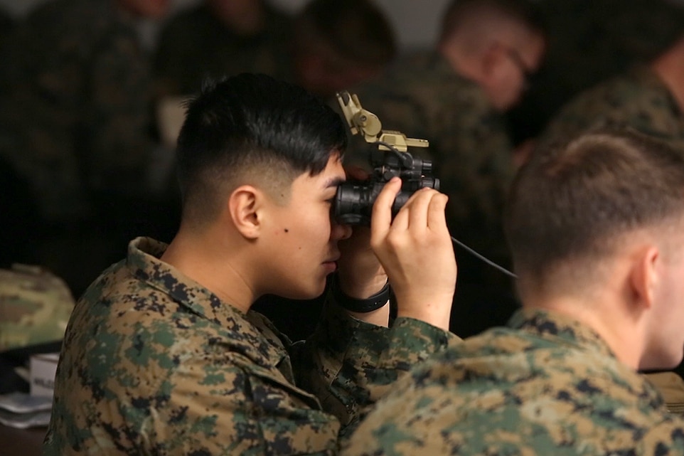 Marine Corps awards contract for new night vision goggles > Marine ...