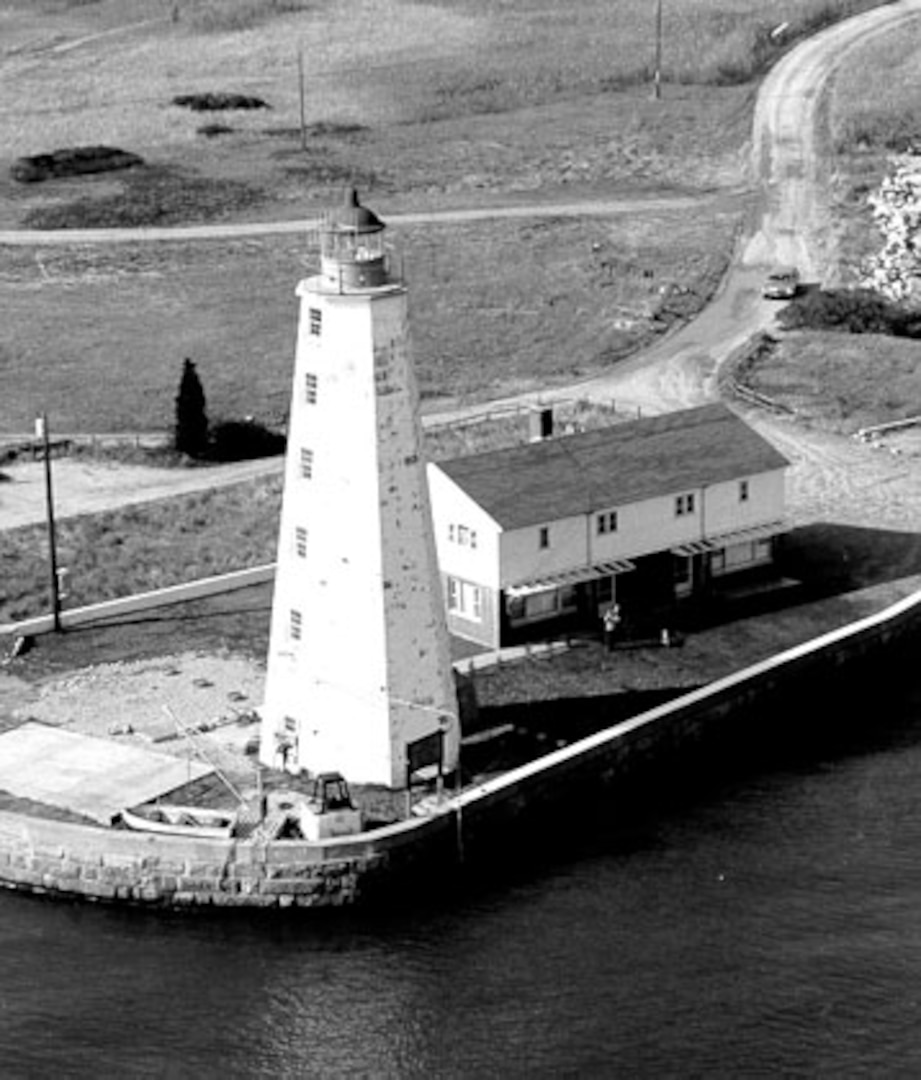 Lynde Point Light > United States Coast Guard > All