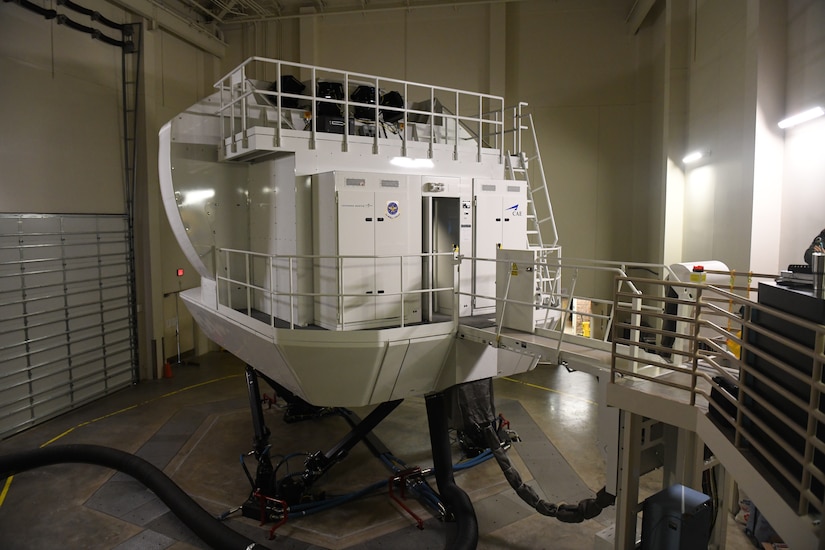 New simulator offers options for C-130J training > Wright-Patterson AFB ...