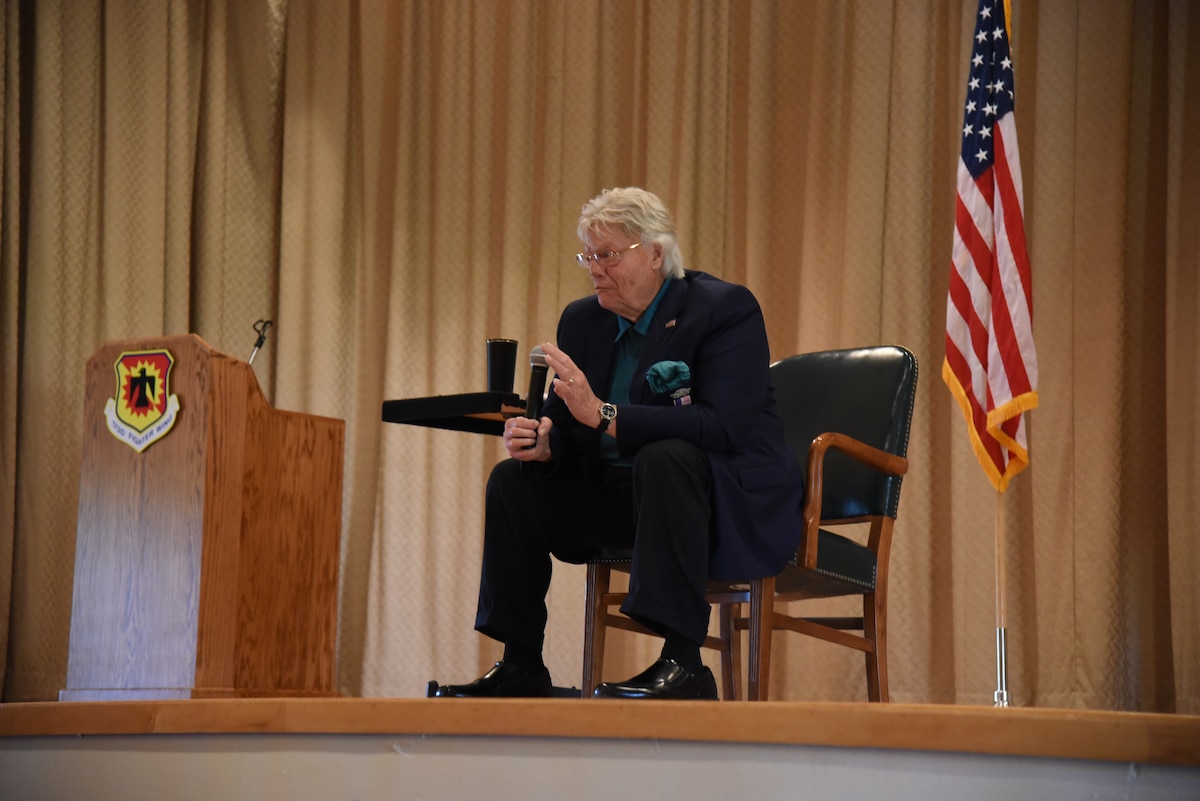 Dave Roever shares his story of Resiliency with Team Kingsley > 173rd ...