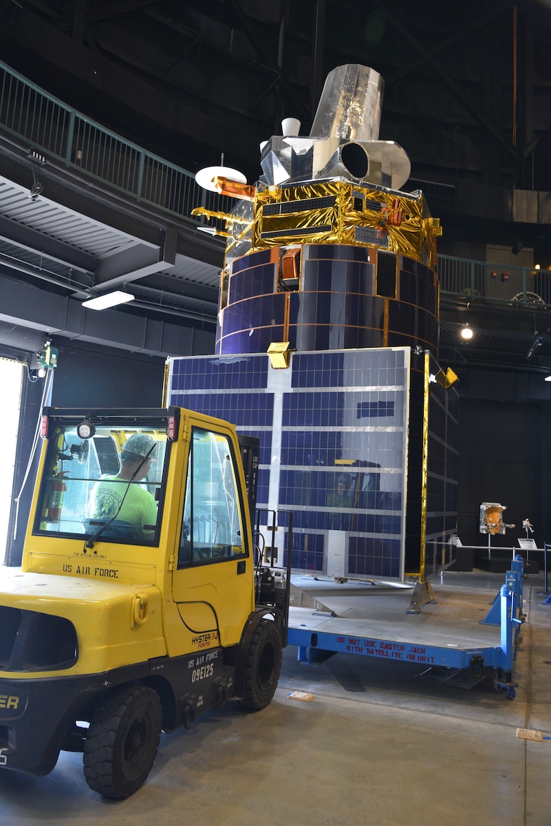 Northrop Grumman Defense Support Program Satellite > National Museum of ...