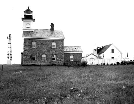 Old Field Point Lighthouse > United States Coast Guard > Article Listings