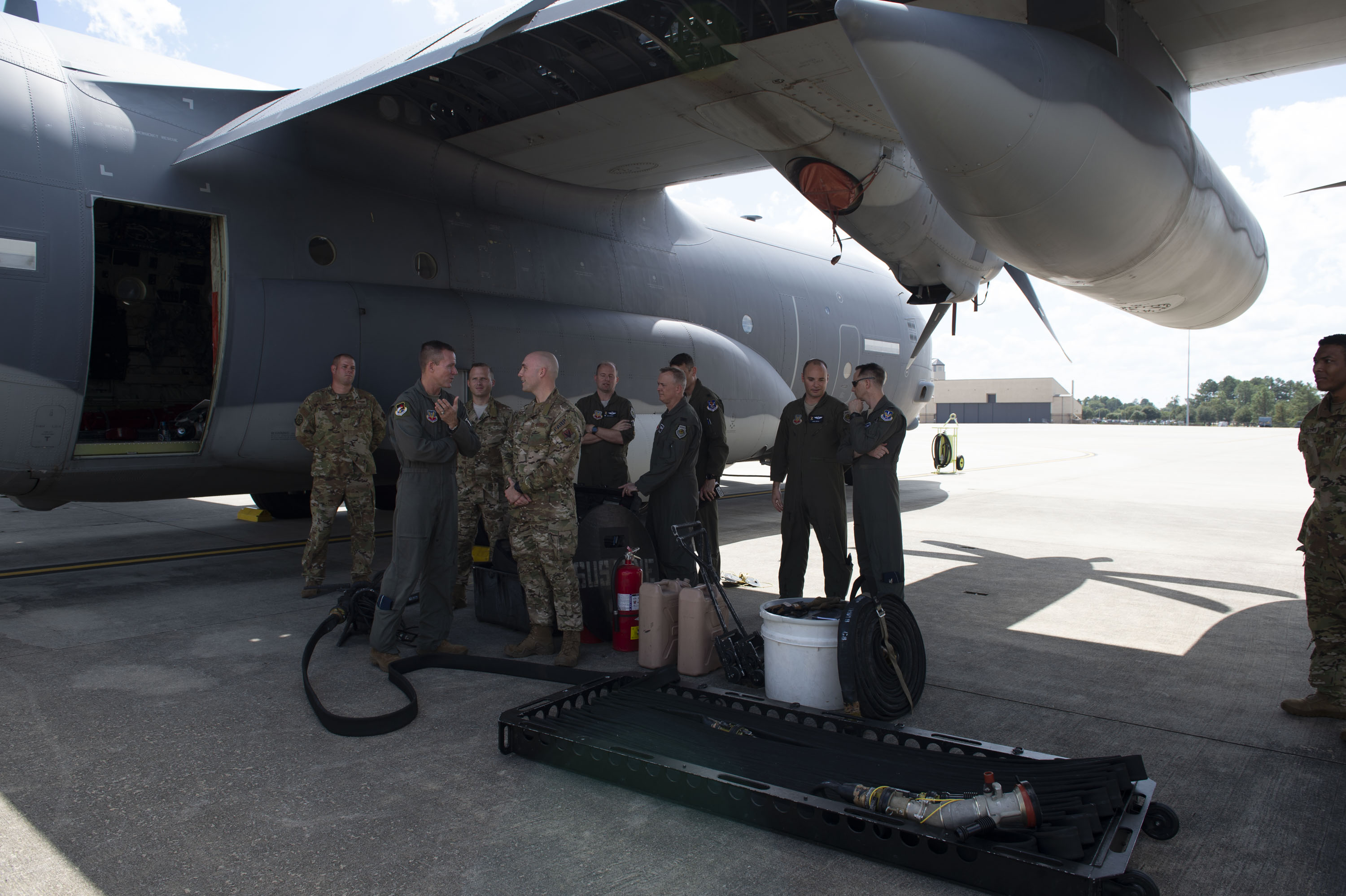 1 AF-AFNORTH vice commander visits Moody rescue > Moody Air Force Base ...