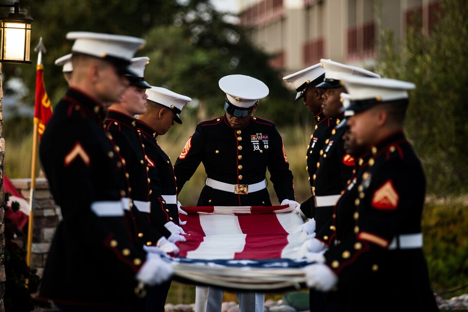 10 of the most influential photos of the week > United States Marine ...