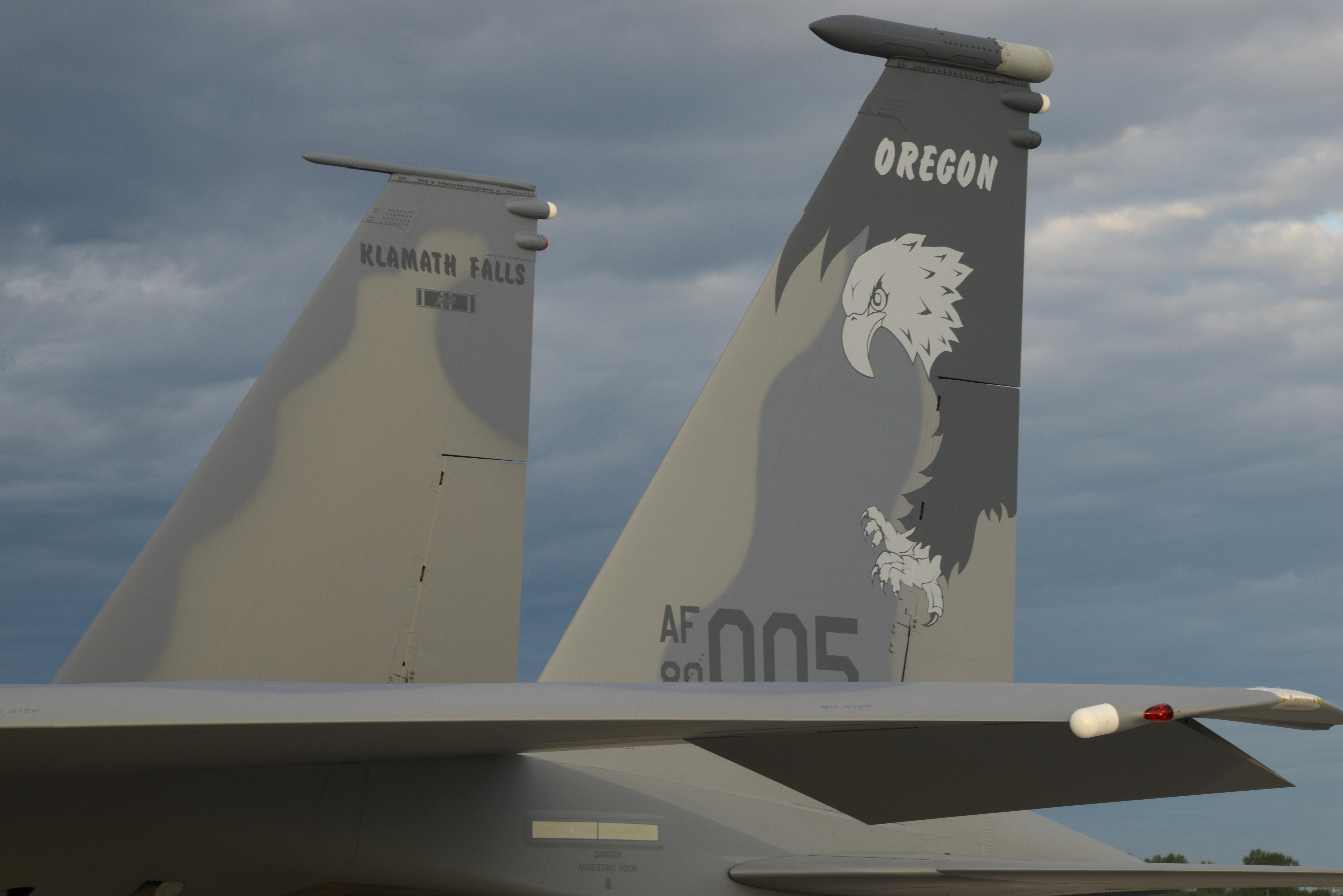 Paint facility turns out Oregon F-15 > Air Force Test Center > News