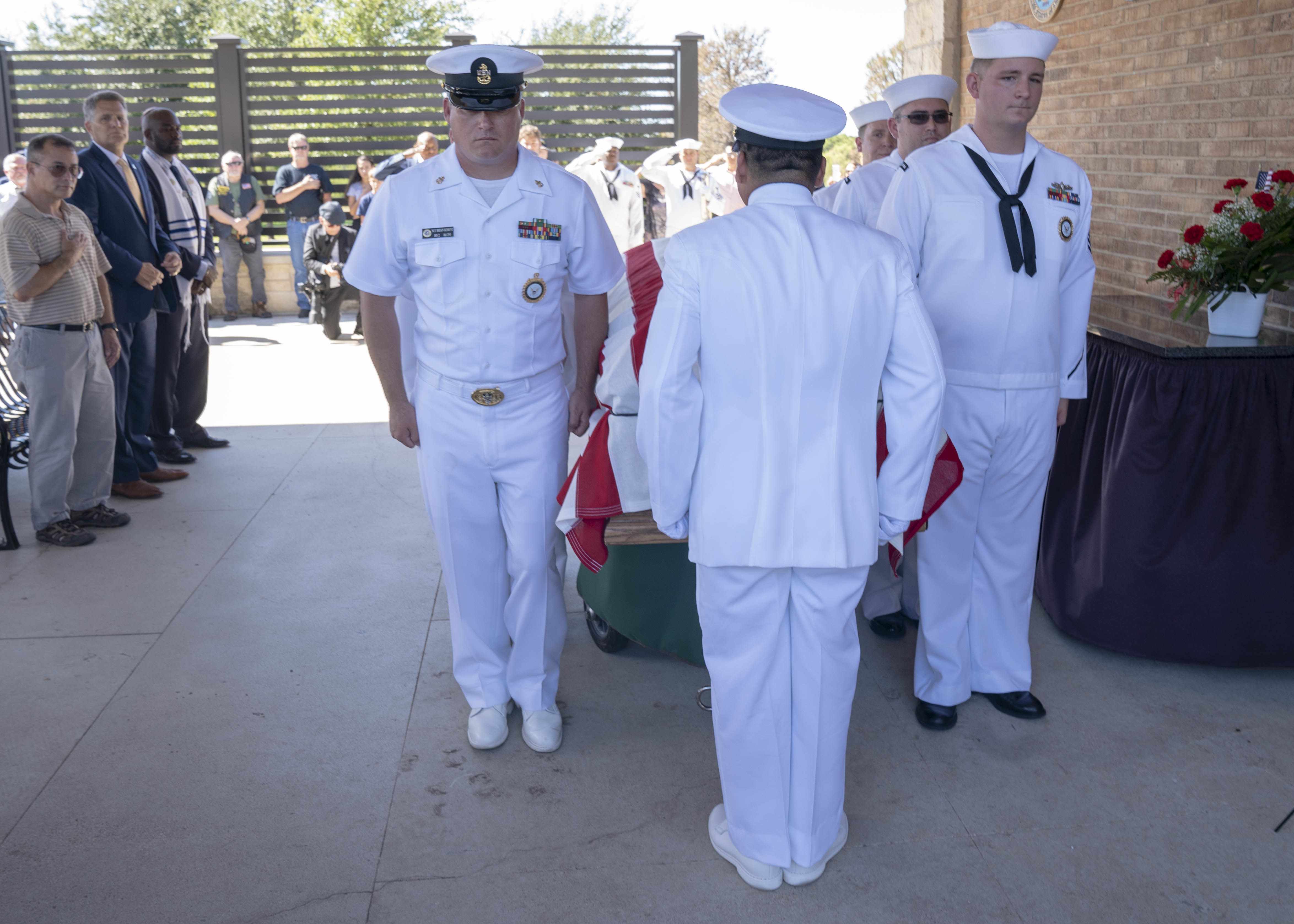 San Antonio Sailors honor submarine vet’s life > Joint Base San Antonio ...