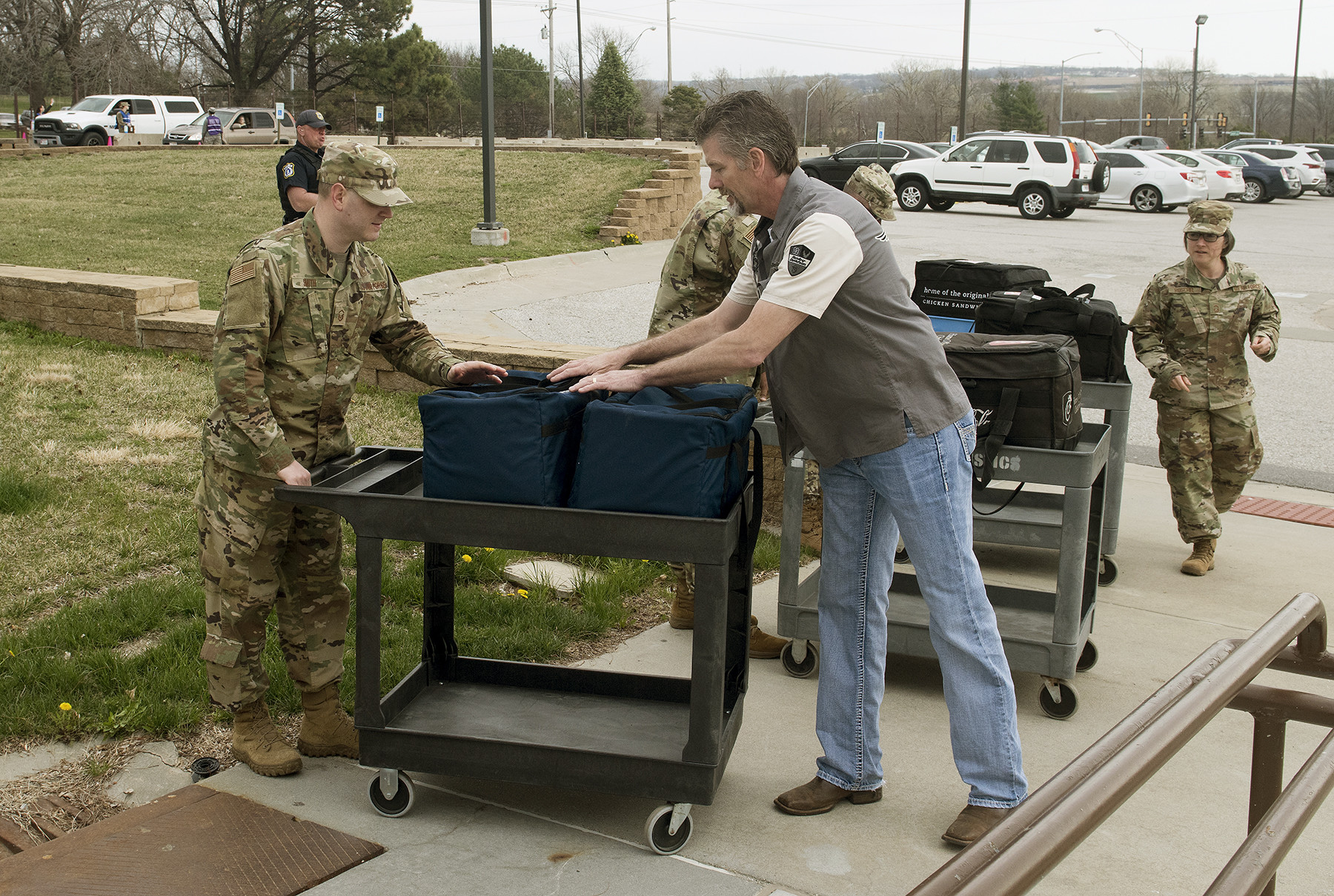 OOSC treats 55 MDG to Chick-fil-A sandwiches > Offutt Air Force Base ...
