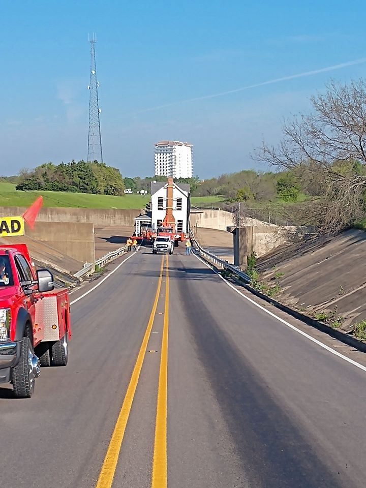 Grapevine Dam House Move