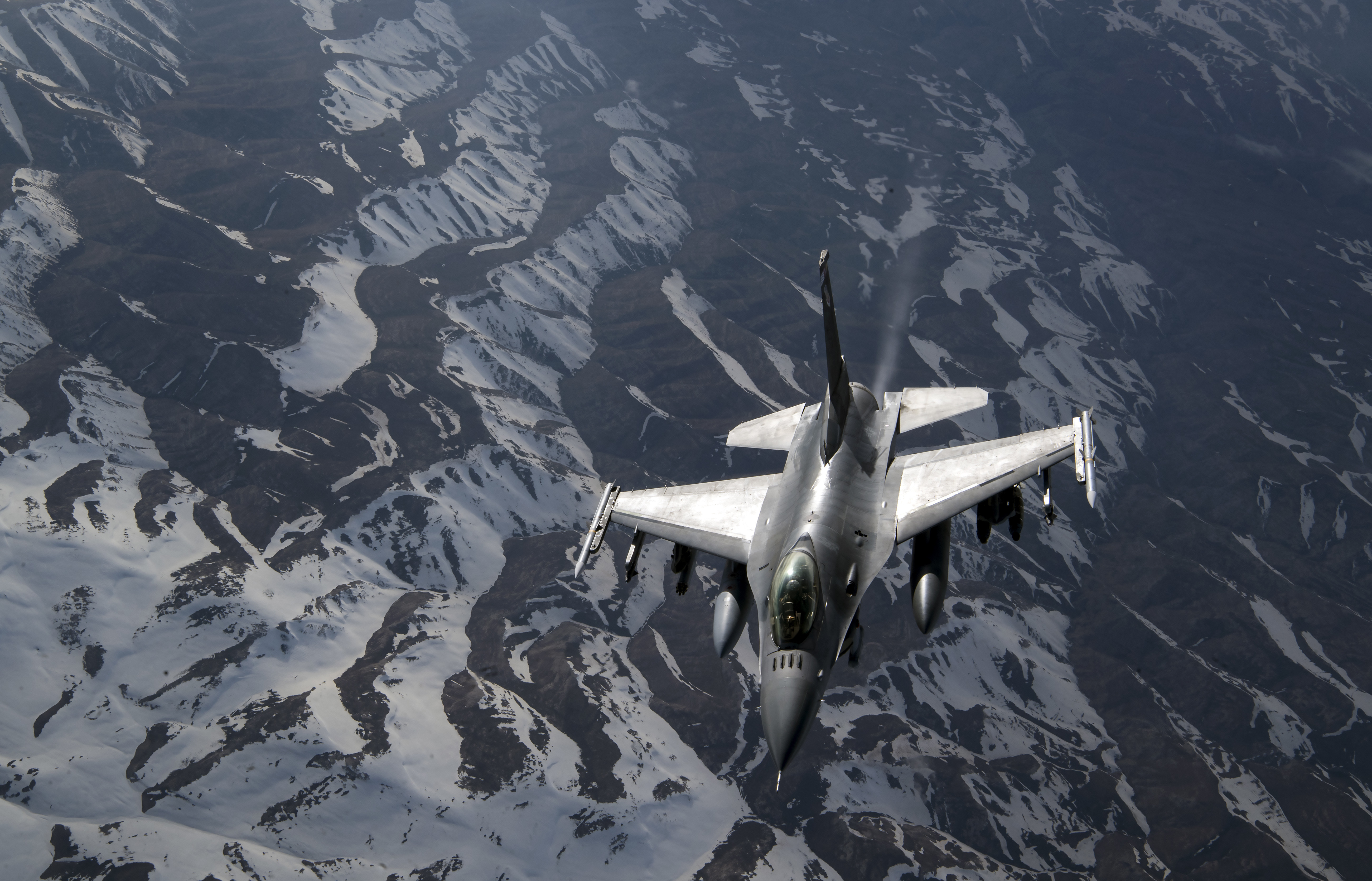 28th EARS refuels Fighting Falcons over Afghanistan > U.S. Air Forces ...