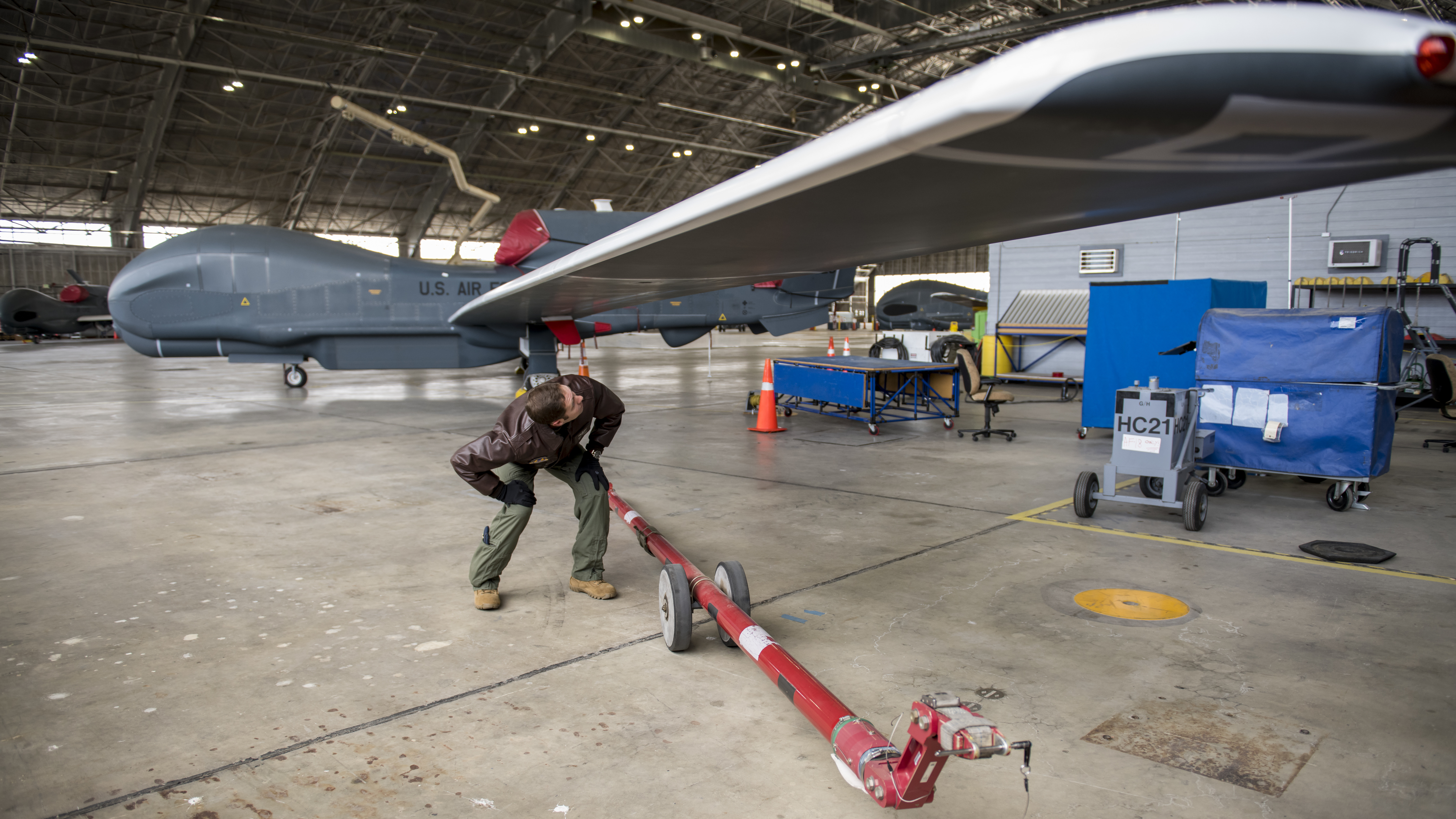 452nd FLTS work to keep Global Vigilance mission on track > Air Force ...