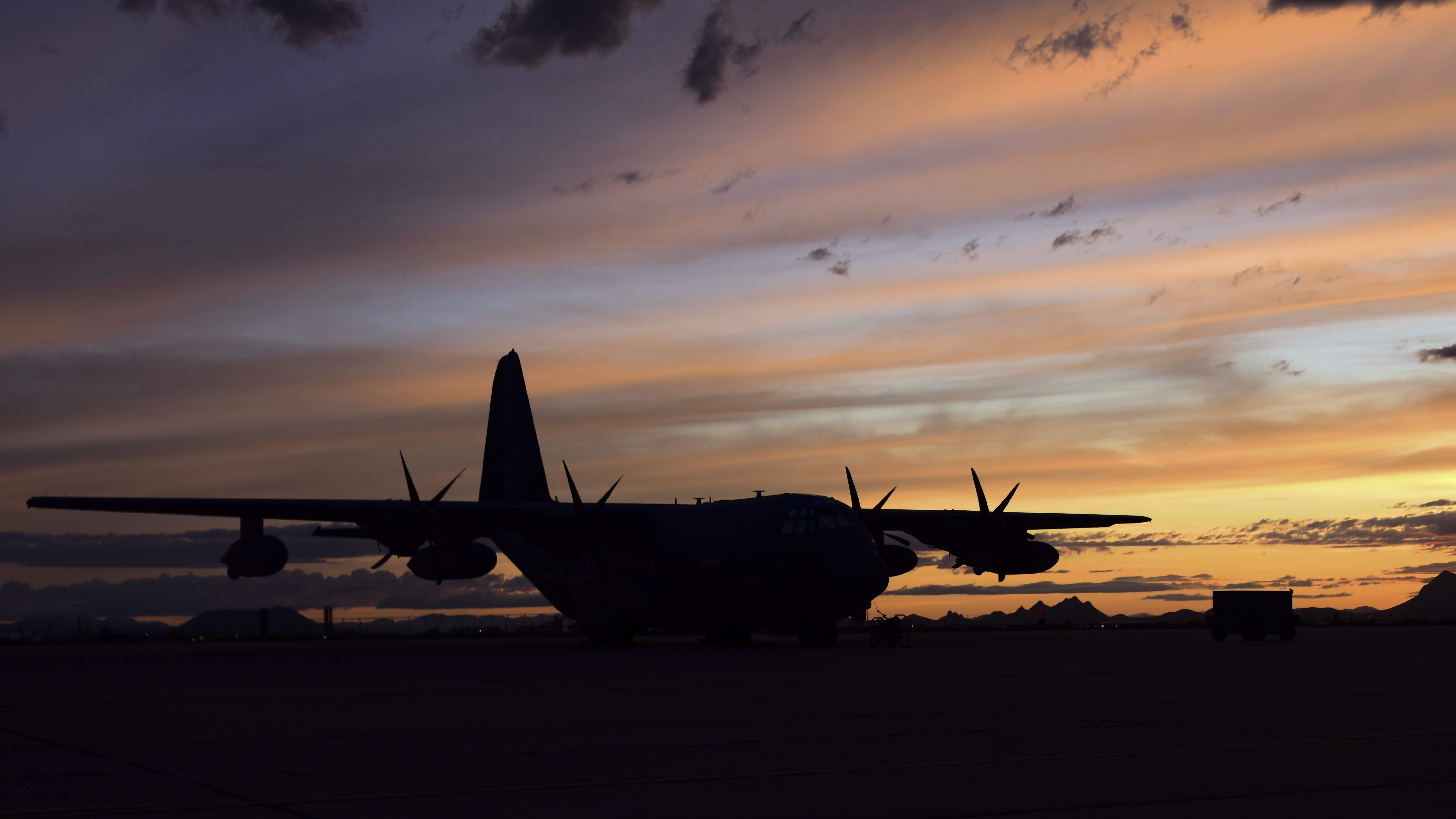 Flight line Friday: Sunset Edition > Davis-Monthan Air Force Base ...