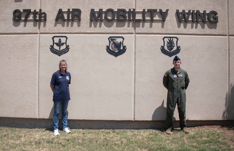 Protocol: masters of tradition > Altus Air Force Base > News