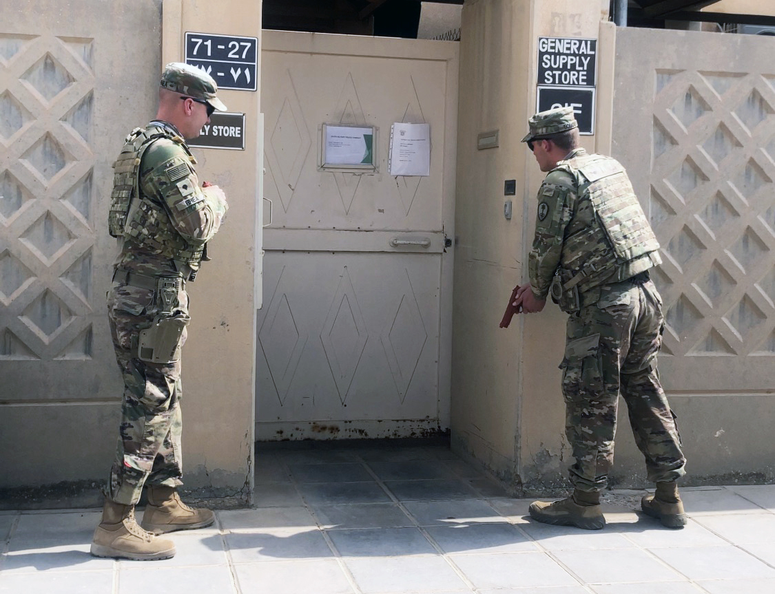 Army Reserve MPs deployed to the Kingdom of Saudi Arabia certify to ...