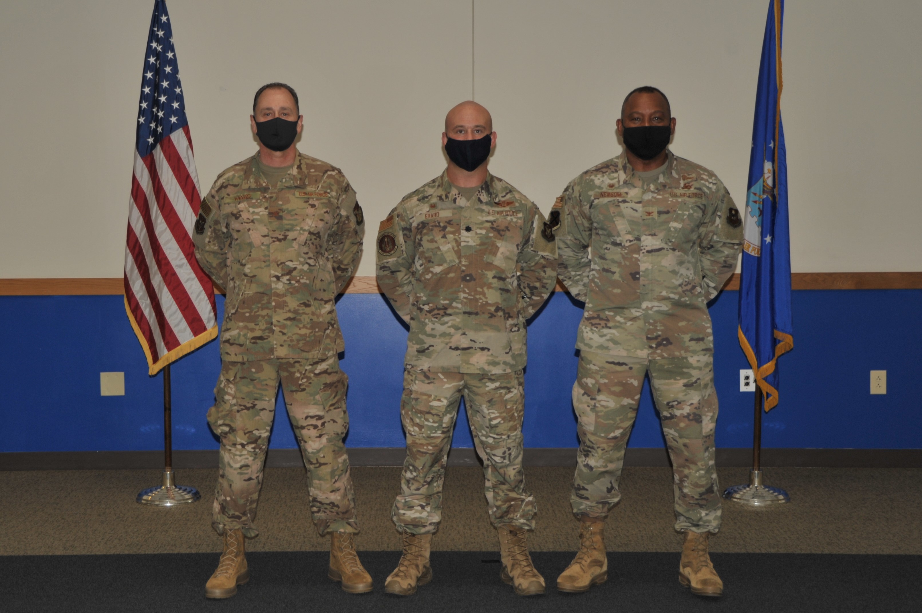 New commander takes over 433rd Training Squadron > Joint Base San ...