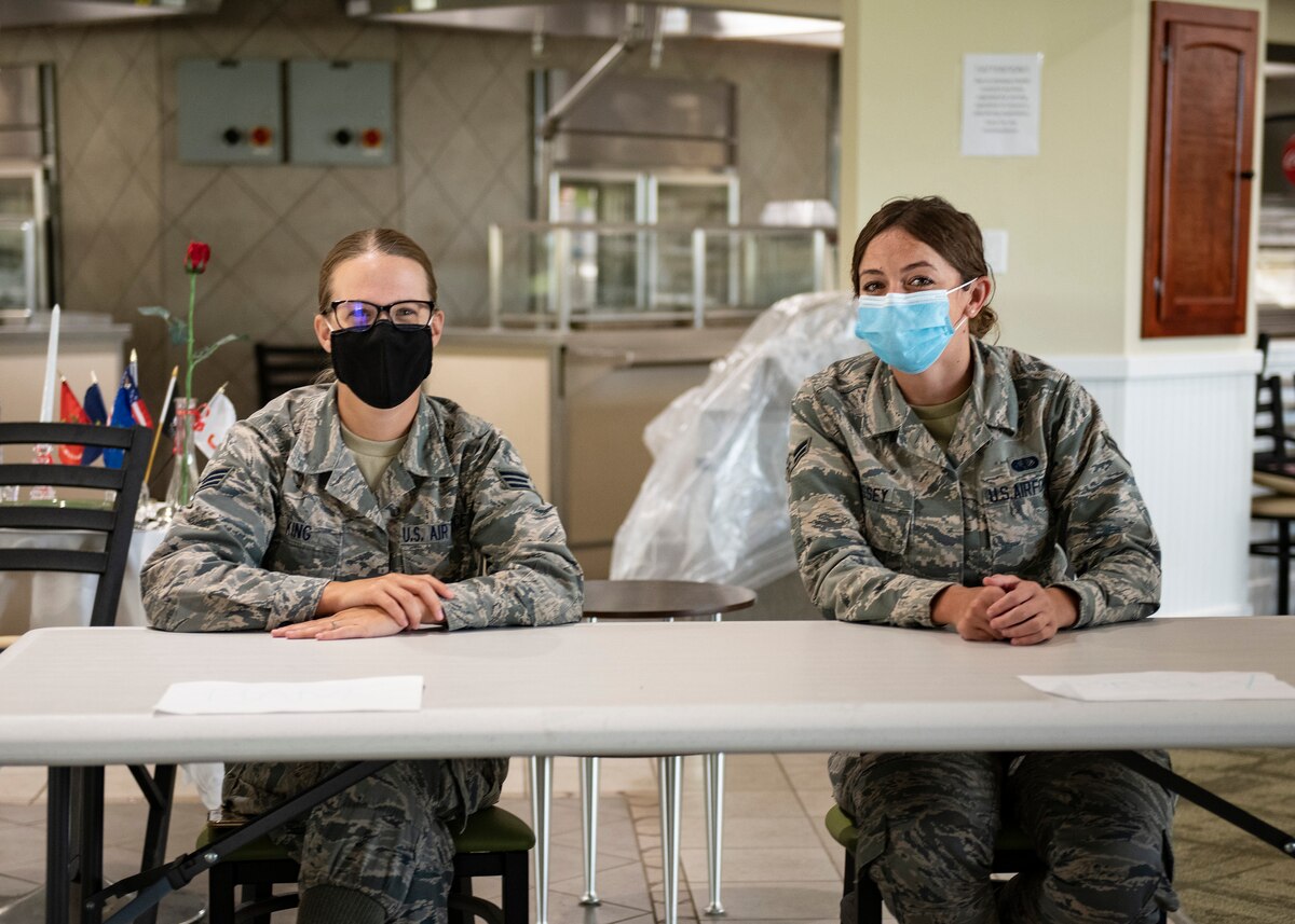 Dining Facility takes precautions against COVID-19 > 919th Special ...