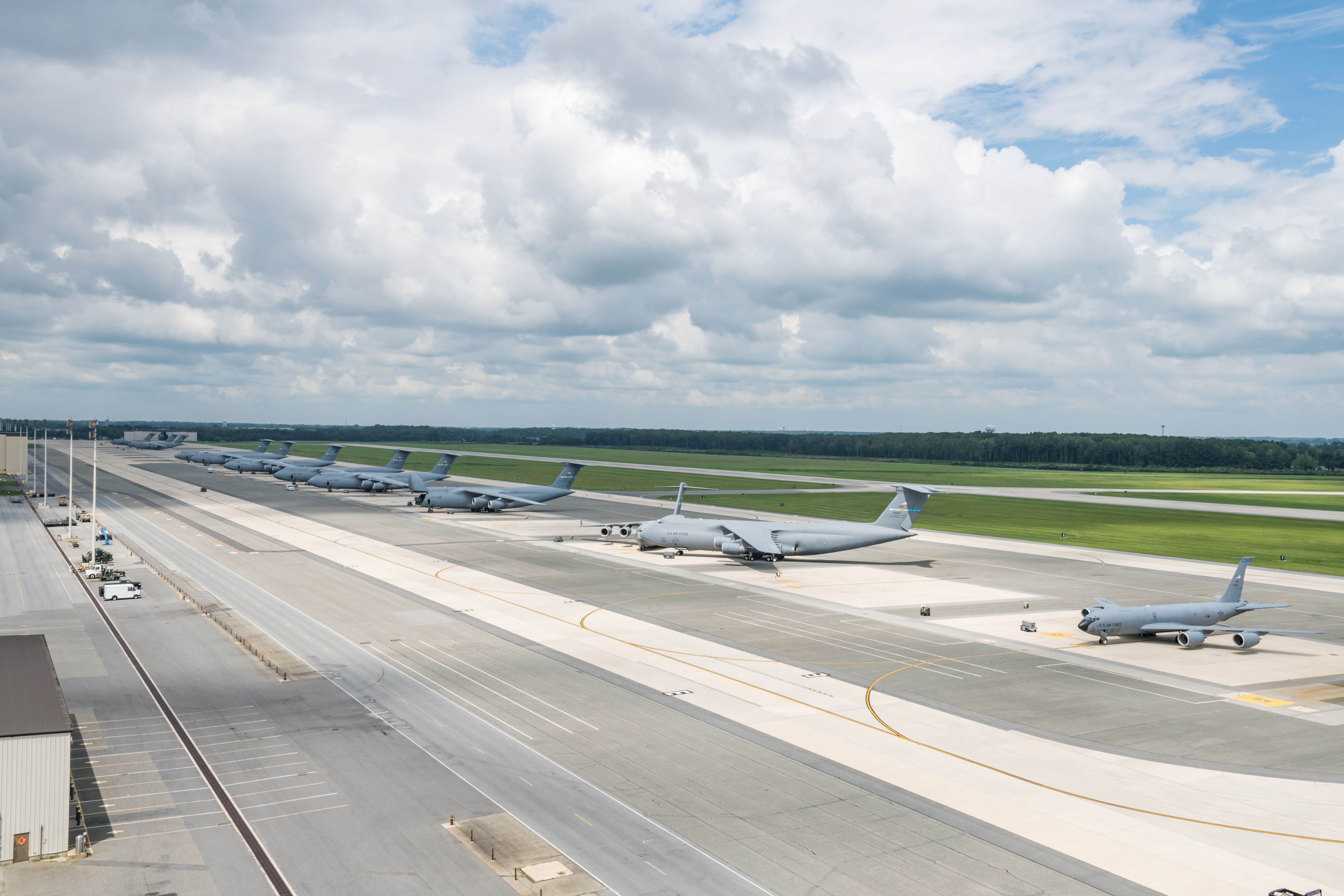 Team Dover rallies to safeguard aircraft from tropical storm > Dover ...