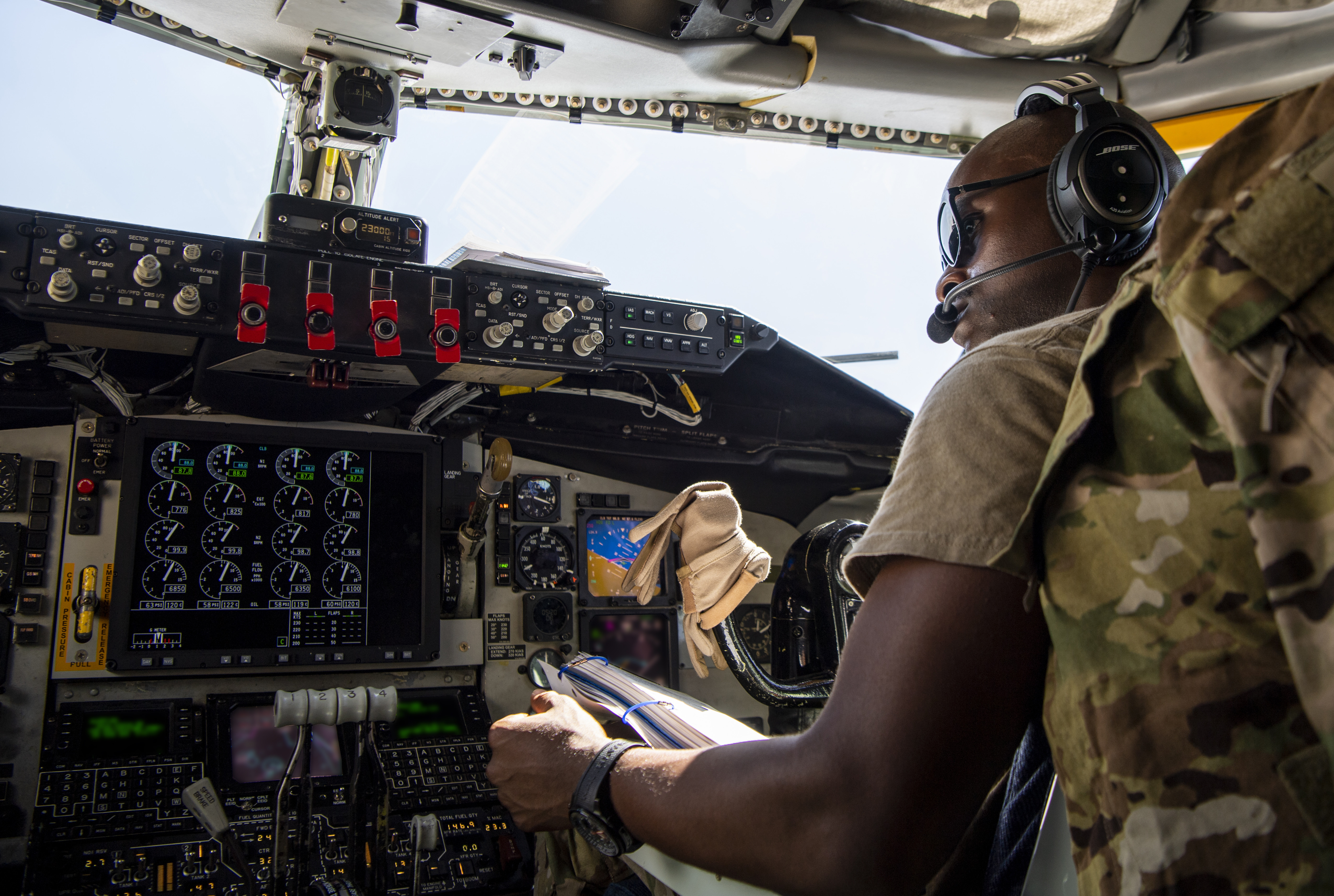 50th ARS arrives at AUAB replacing 349th EARS > Air Mobility Command ...